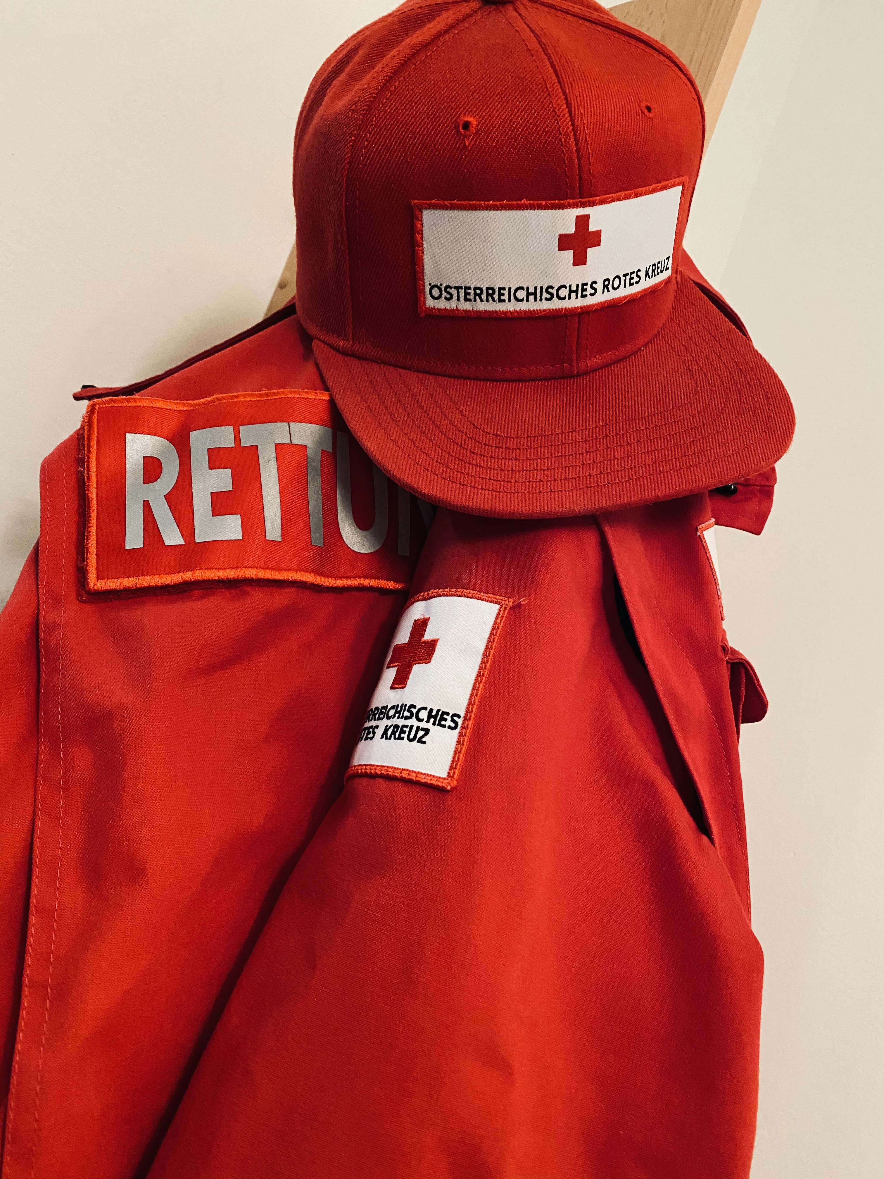 Red Cross Pictures | Download Free Images on Unsplash