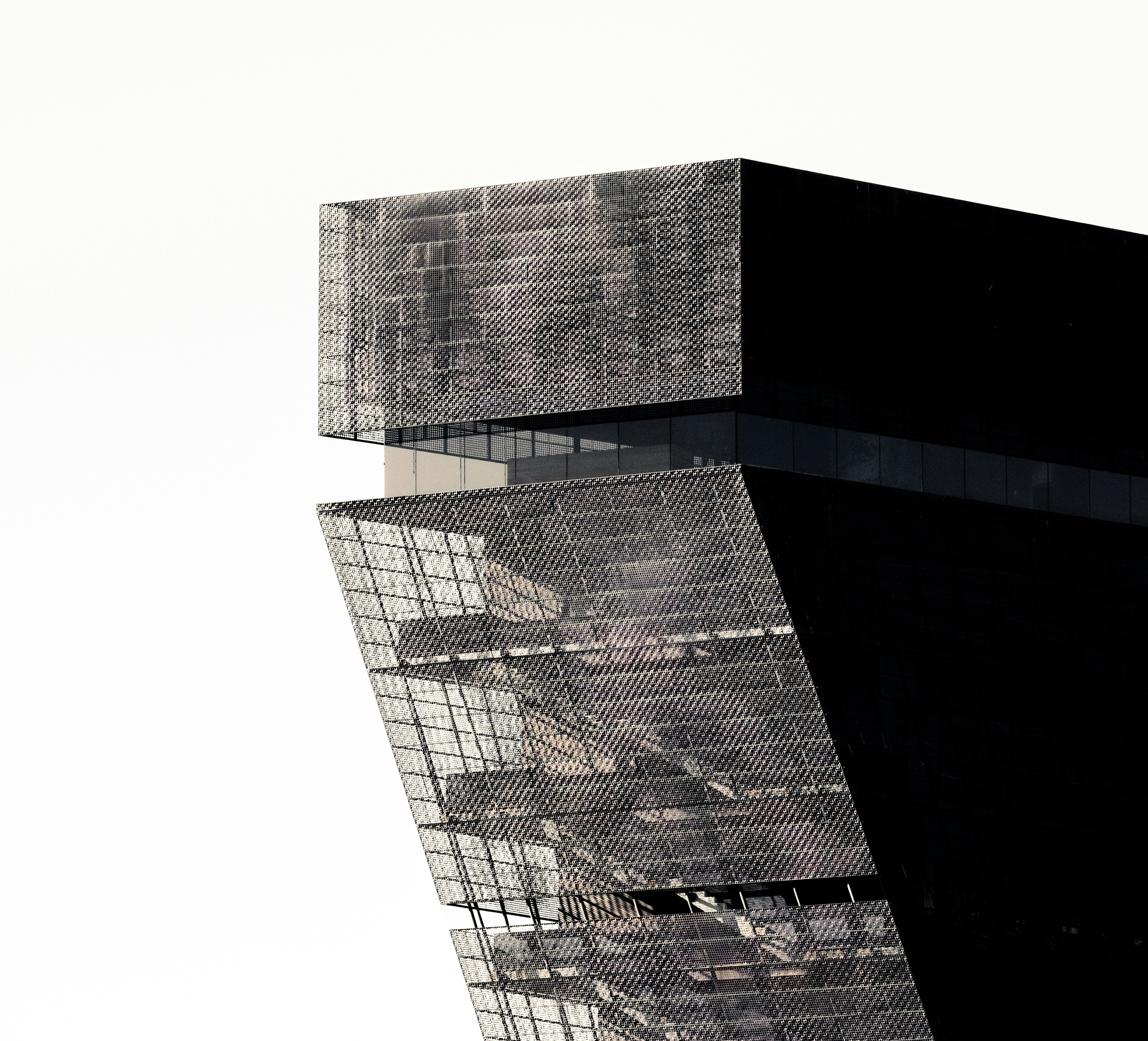 Edge Geometry: Diagonal Facade in High-Contrast White