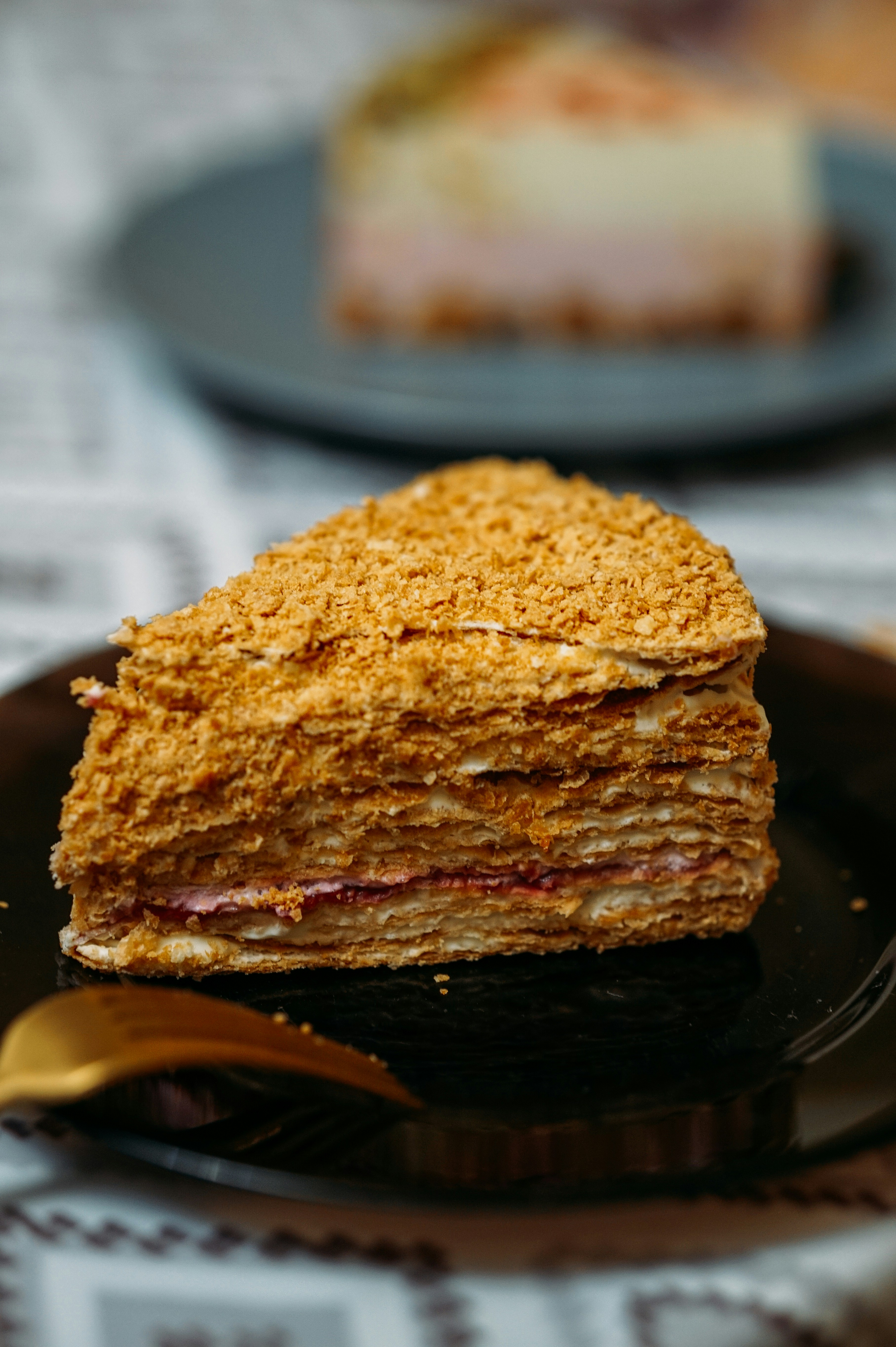 brown bread on black plate