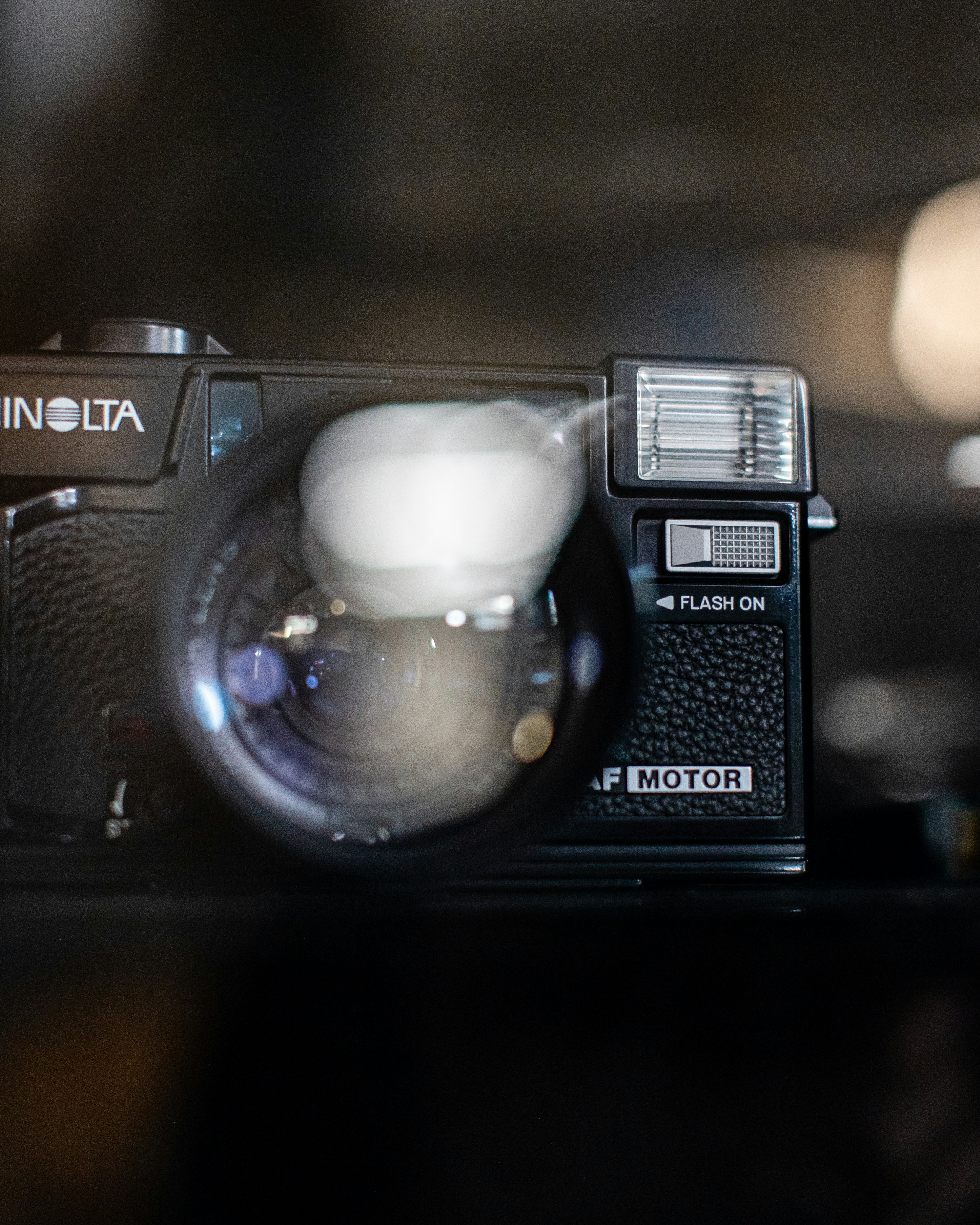 Photo of a vintage Polaroid 600 Land Camera