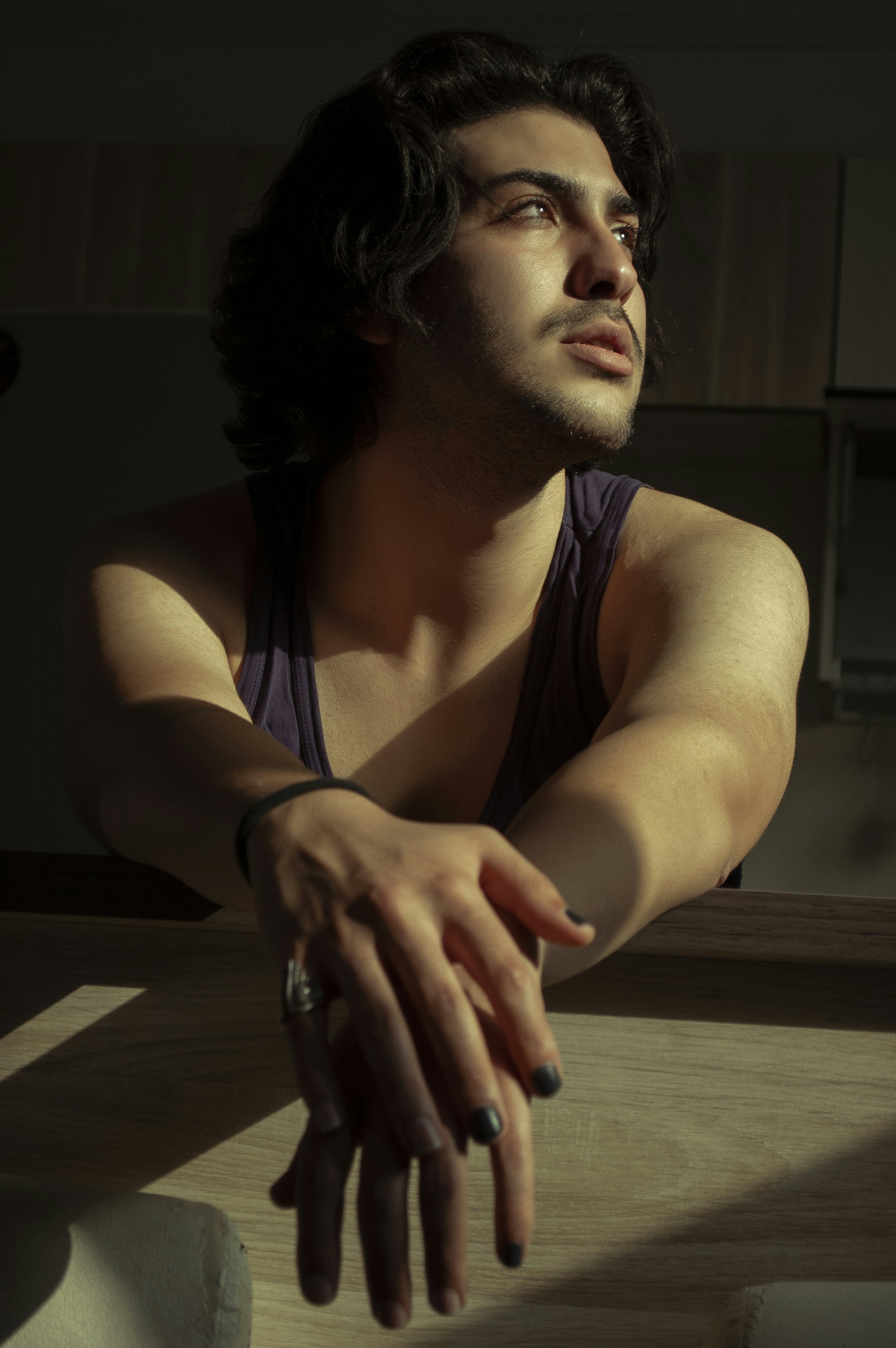 Man in black tank top photo – Free Tabriz Image on Unsplash
