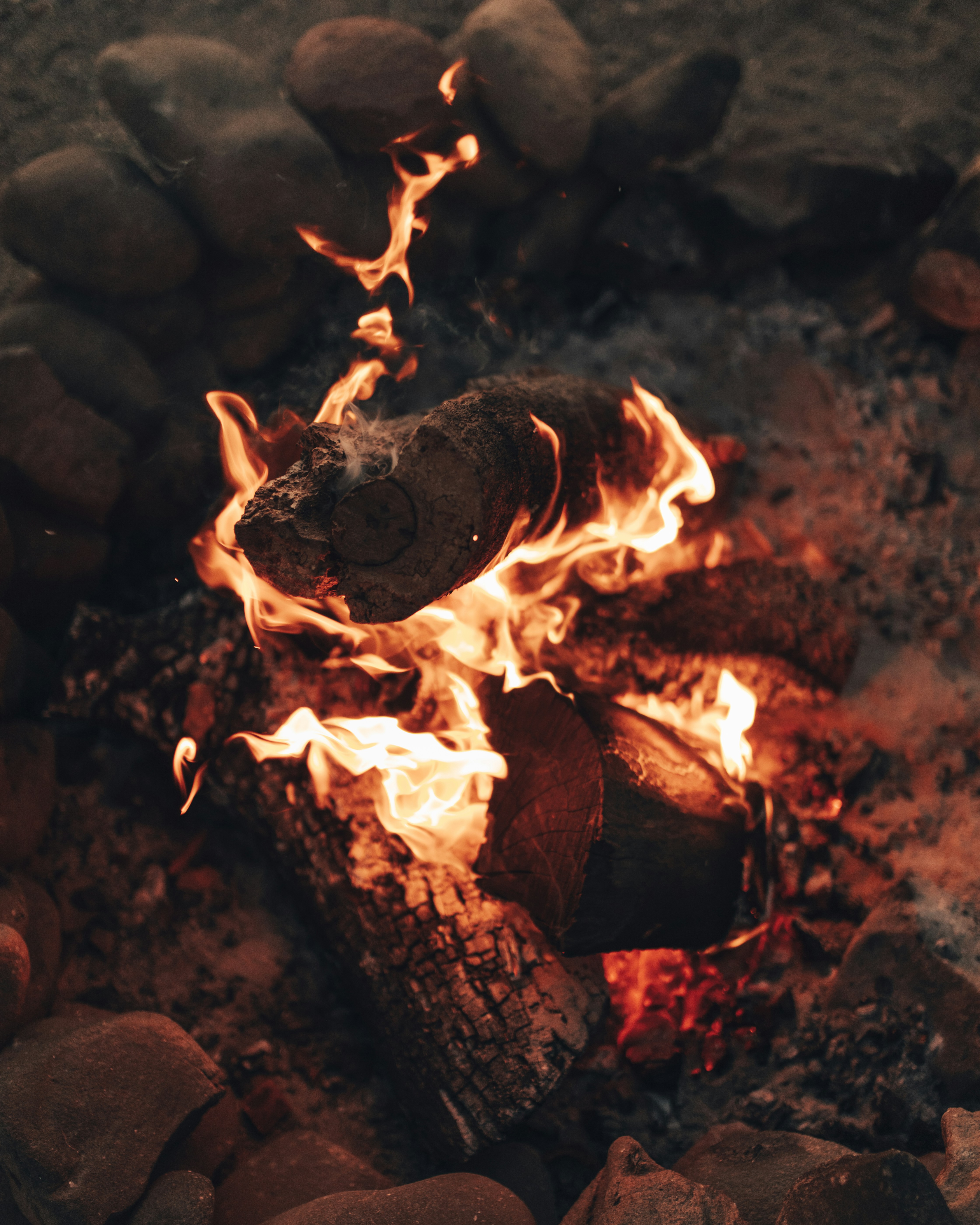 Fire in close up photography photo – Free Fire Image on Unsplash