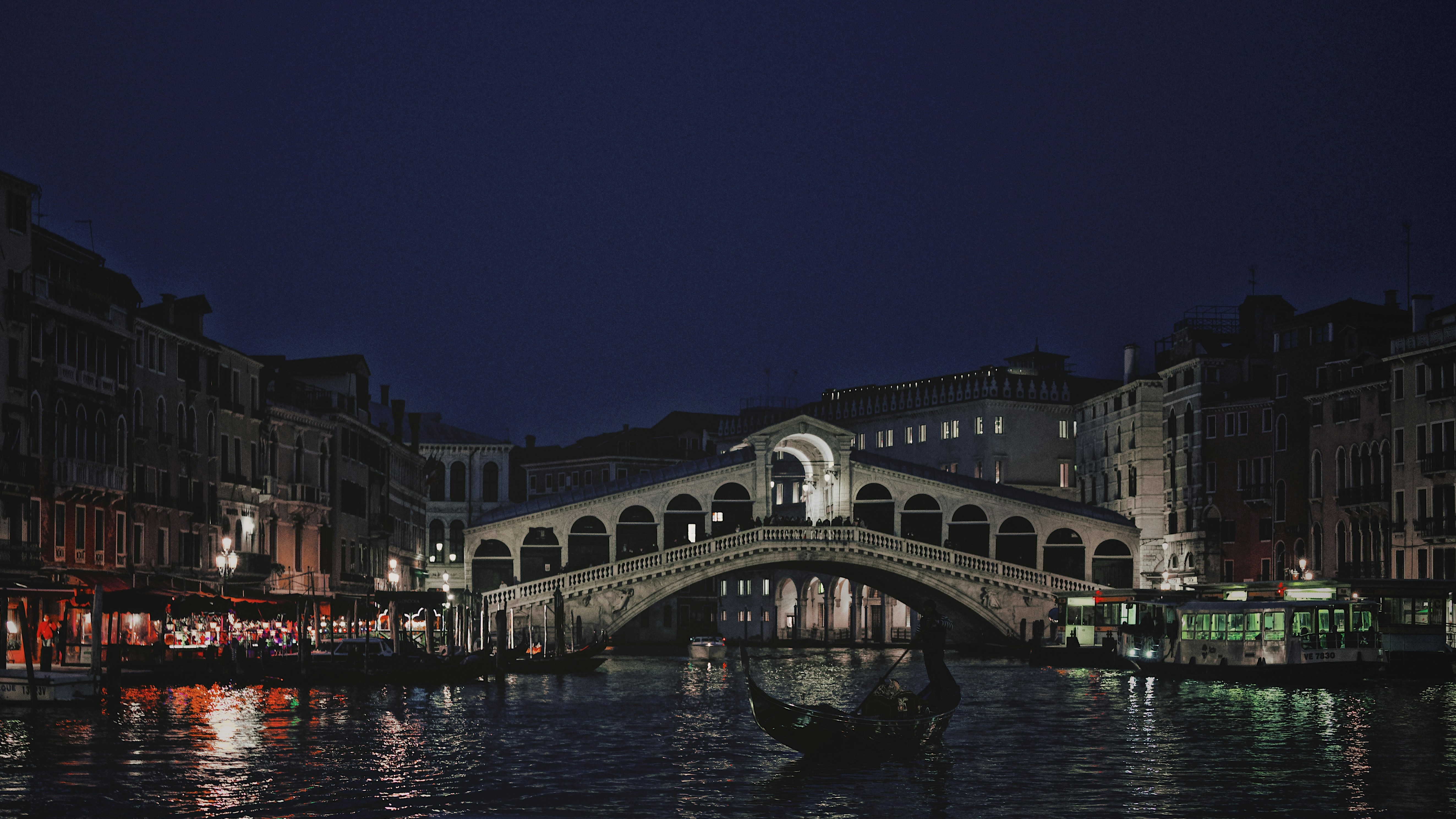 David B. (@dibraze) | Communauté photos Unsplash