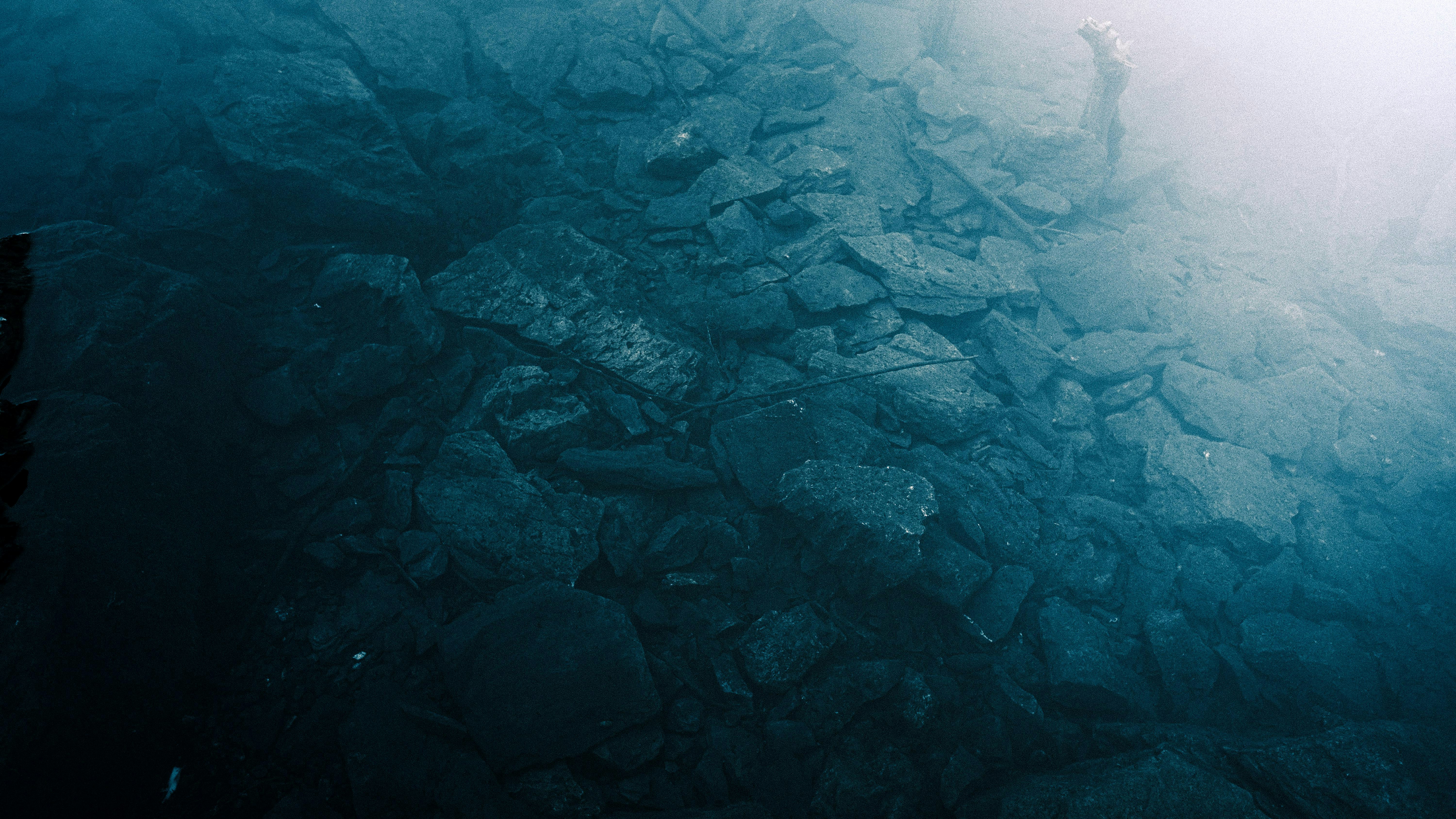 Black and gray rock formation photo – Free Chamonix Image on Unsplash