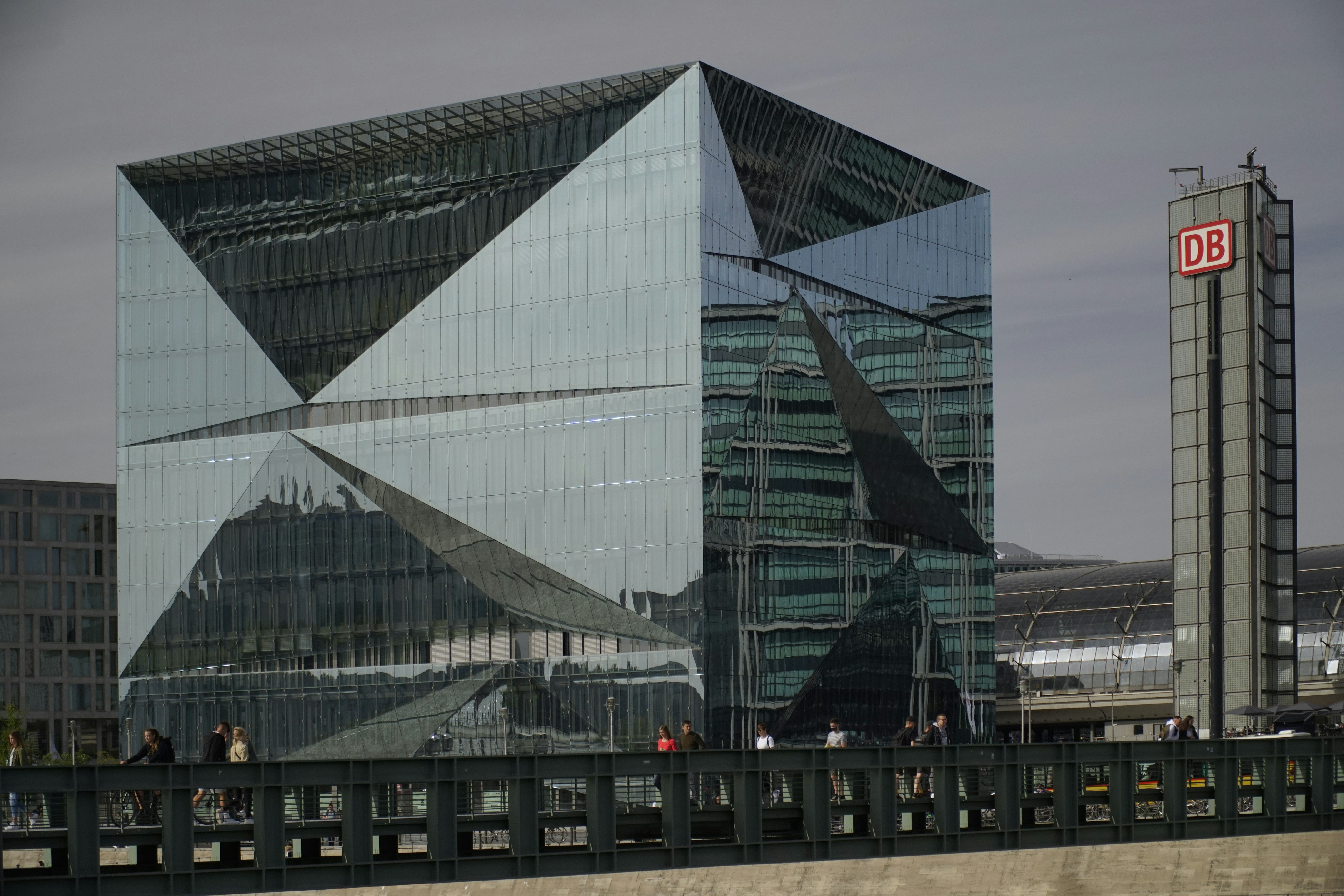 The architects 3XN designed the "Cube" as a modern office block in the centre of Berlin
