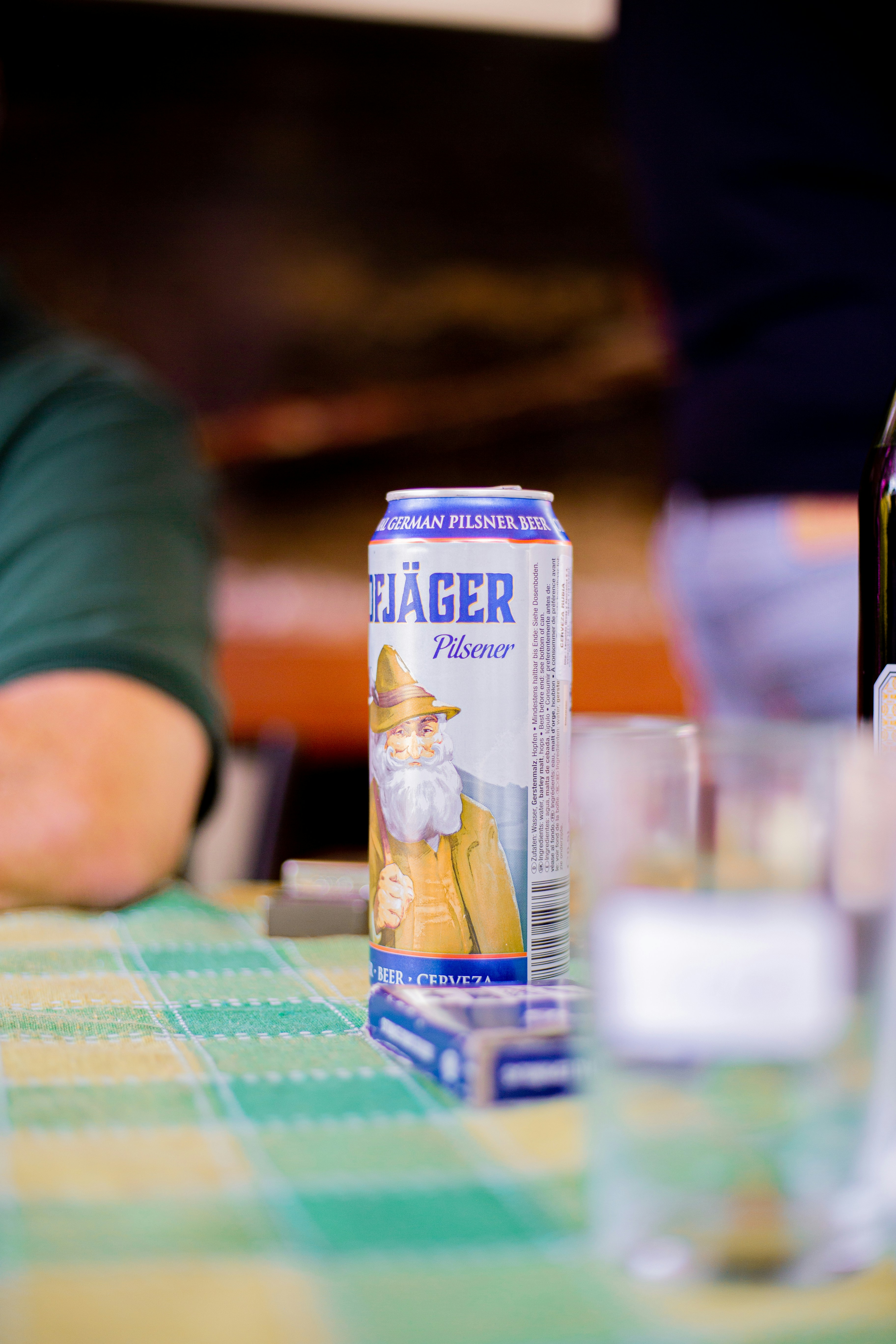 Canned Gnome at the Table: Yeller Label, Quiet Moment