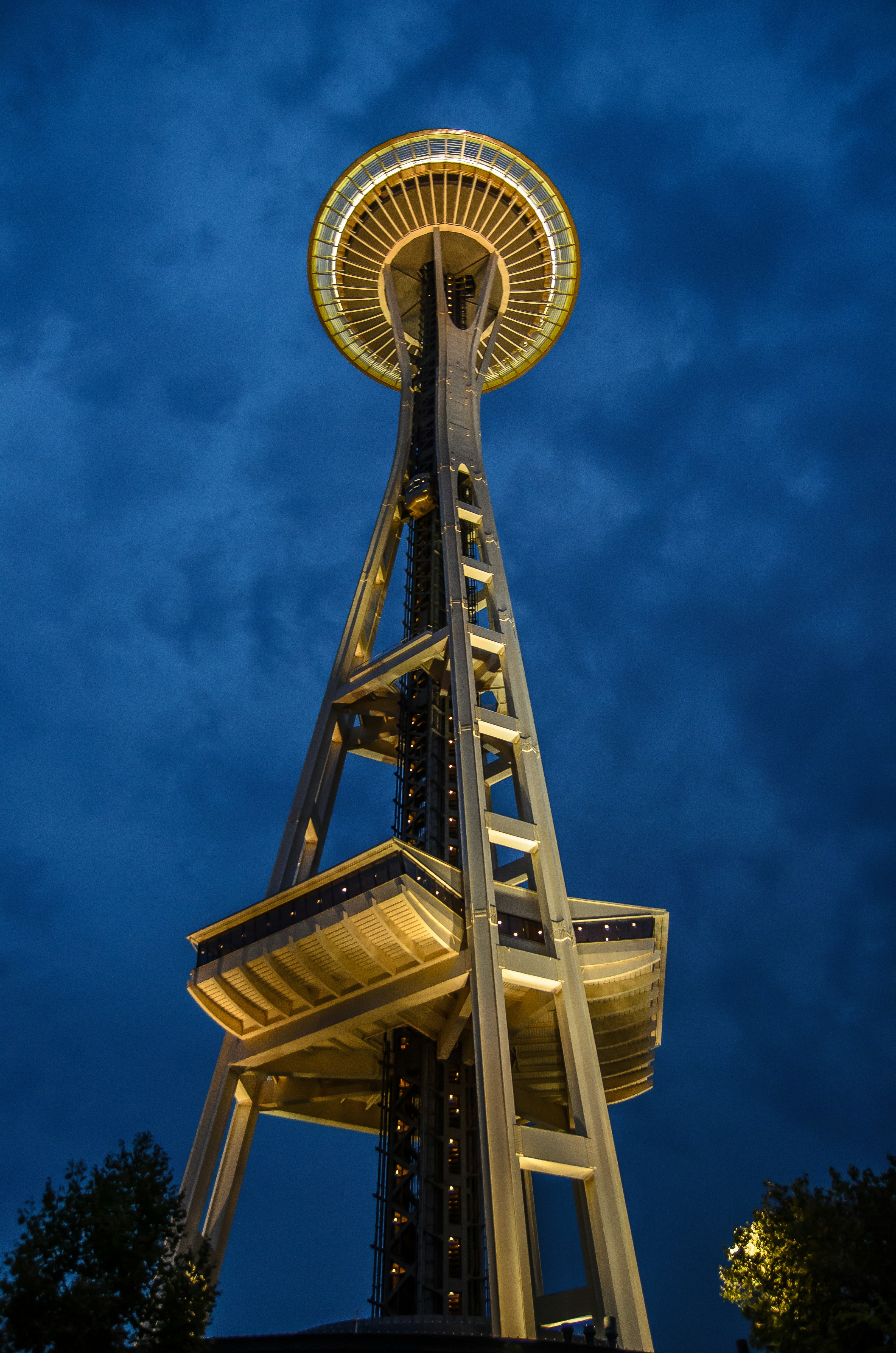 Apex in Night Blue: The Space Needle Pierces Seattle's Deep Sky