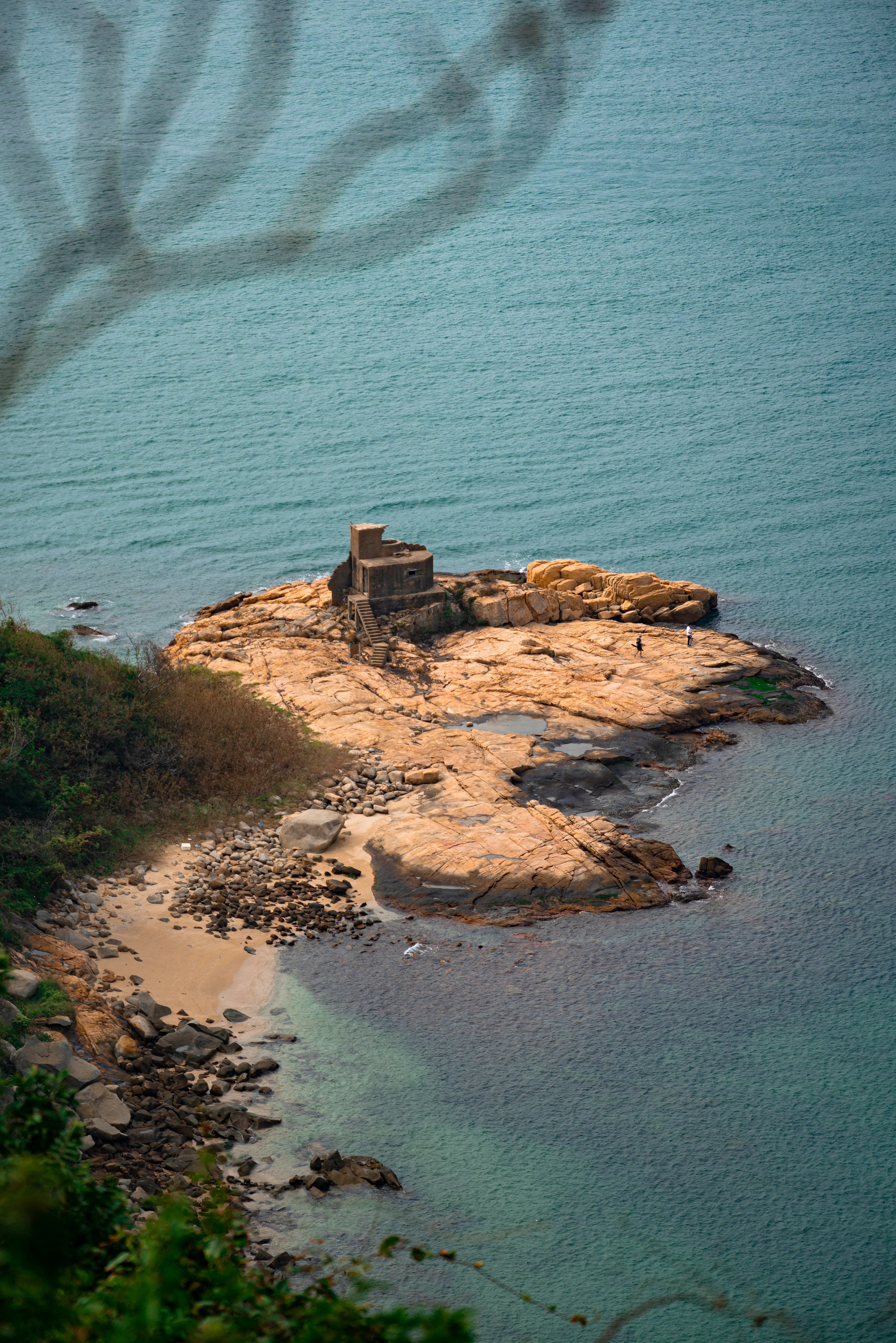Turquoise Edge: Fortress on a Quiet Rock Island