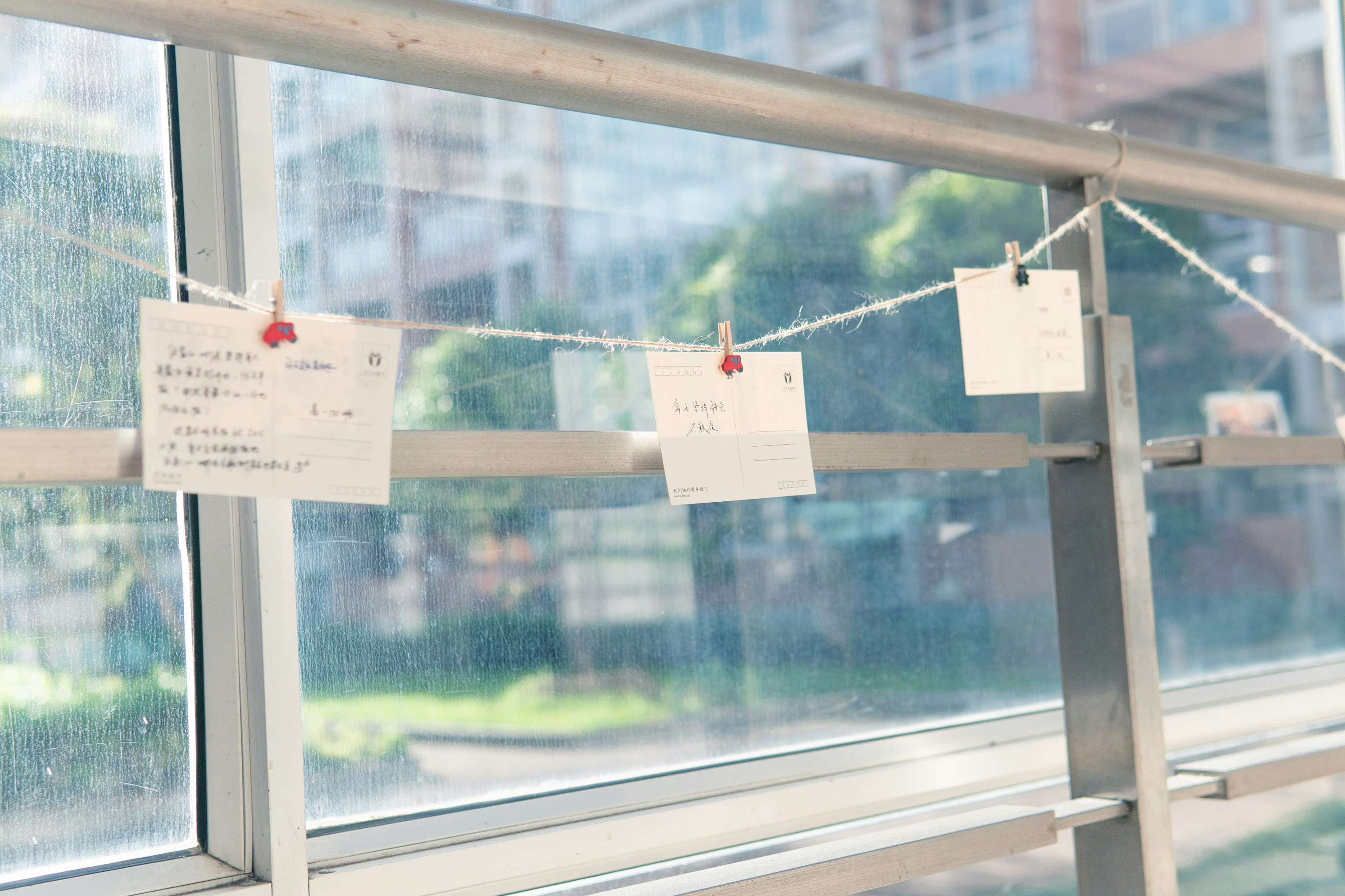 White printer paper on glass window photo – Free Grey Image on Unsplash