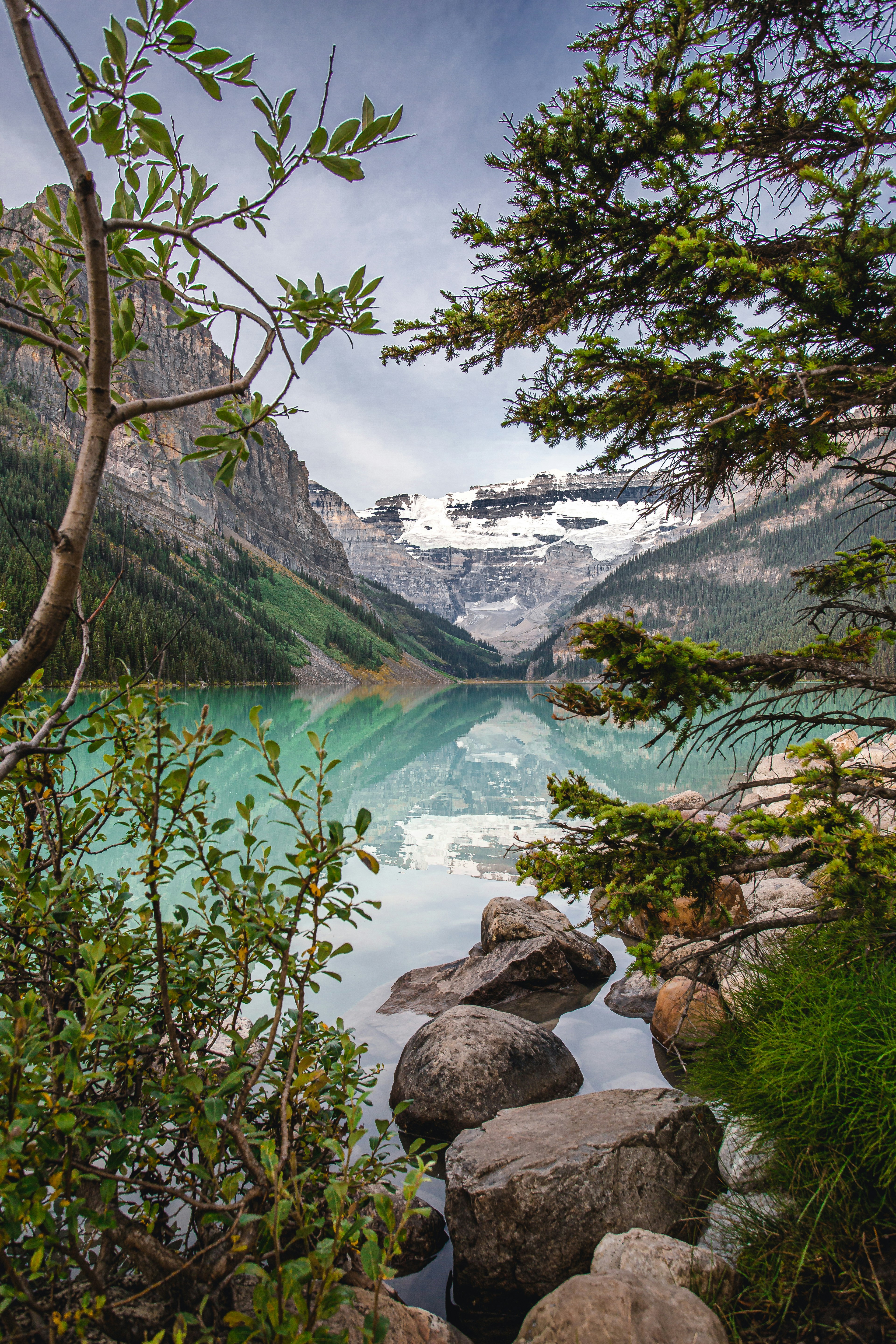 Alpine Lake Pictures | Download Free Images on Unsplash