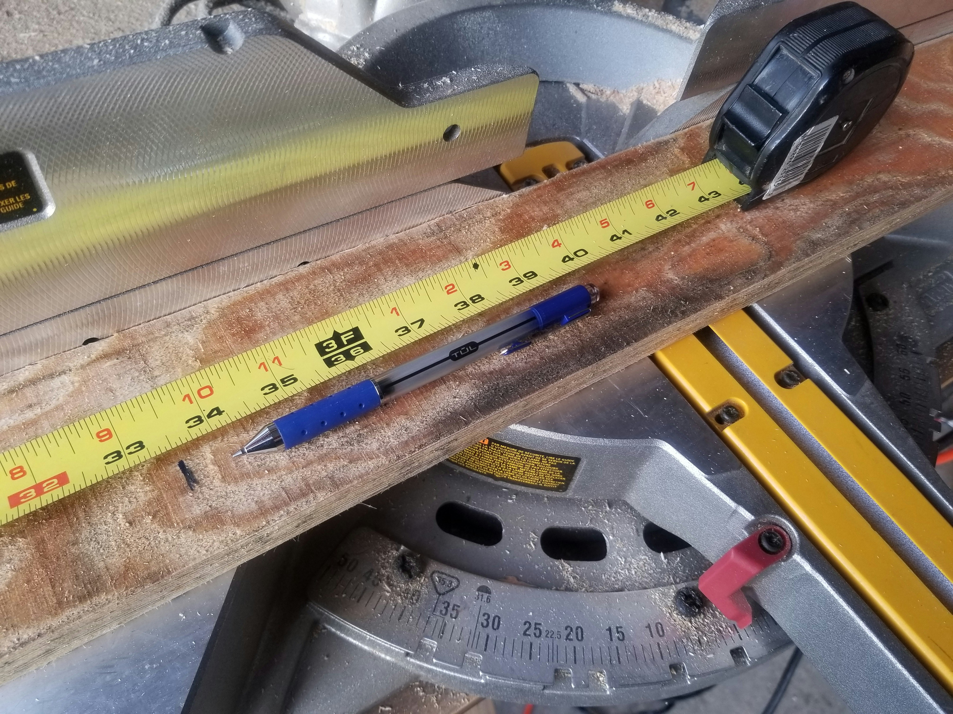 Yellow and black measuring tape photo – Free Machine Image on Unsplash