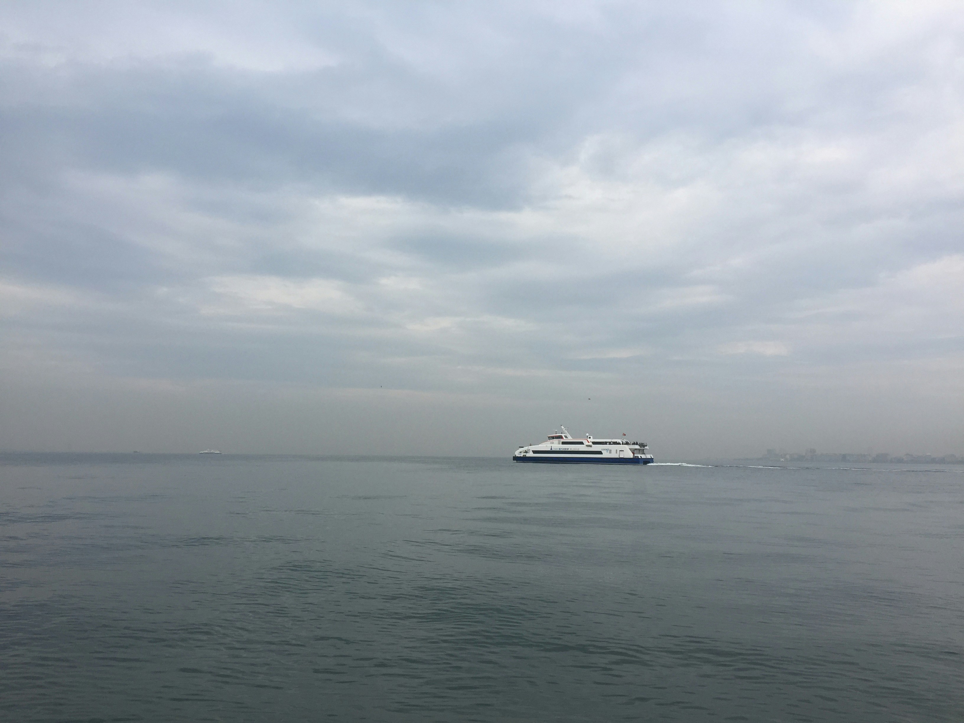 Horizon Ferry: A Quiet Crossing Beyond the Gray Expanse