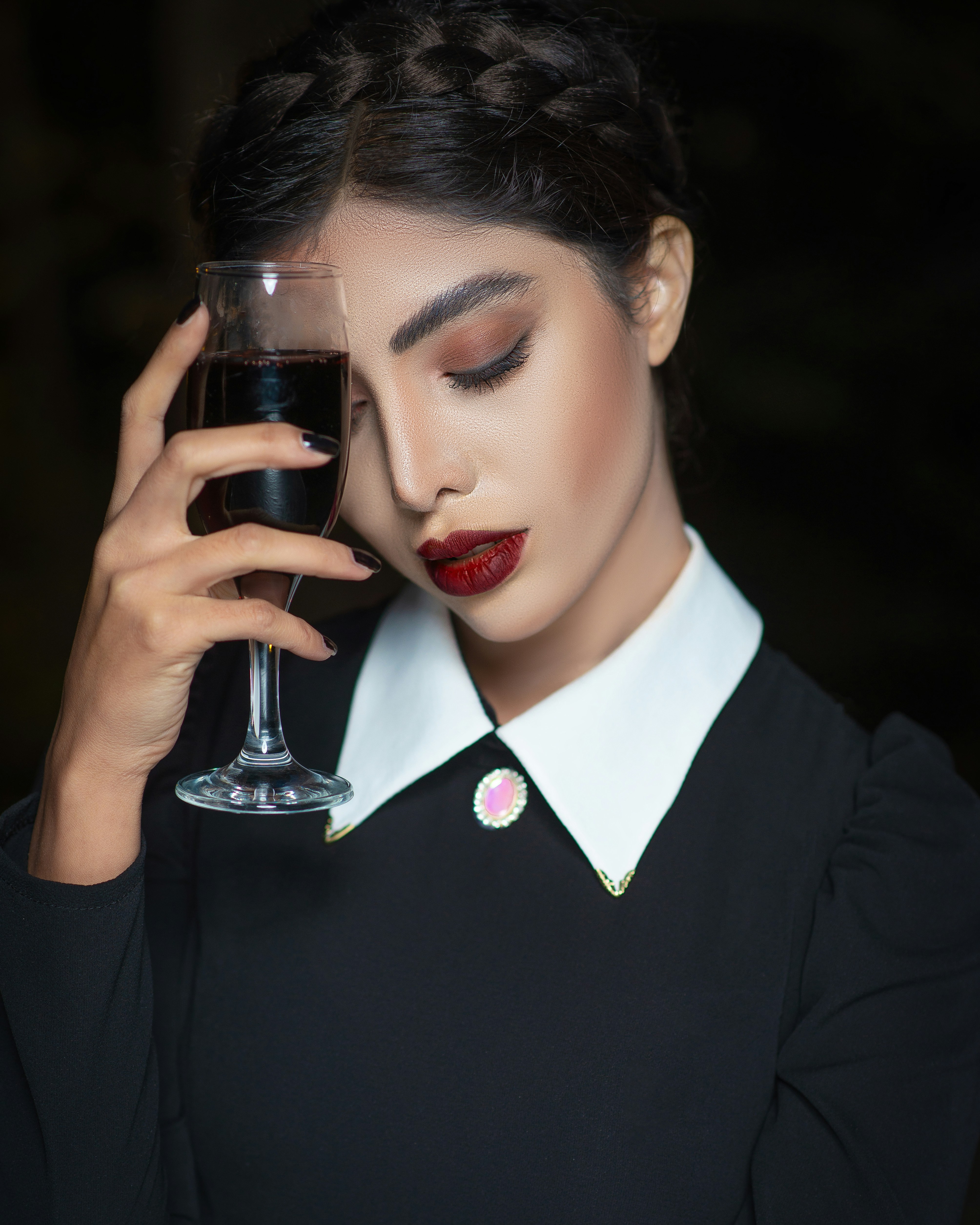 Wine-glass Reverie: A Close-up of Quiet Glamour