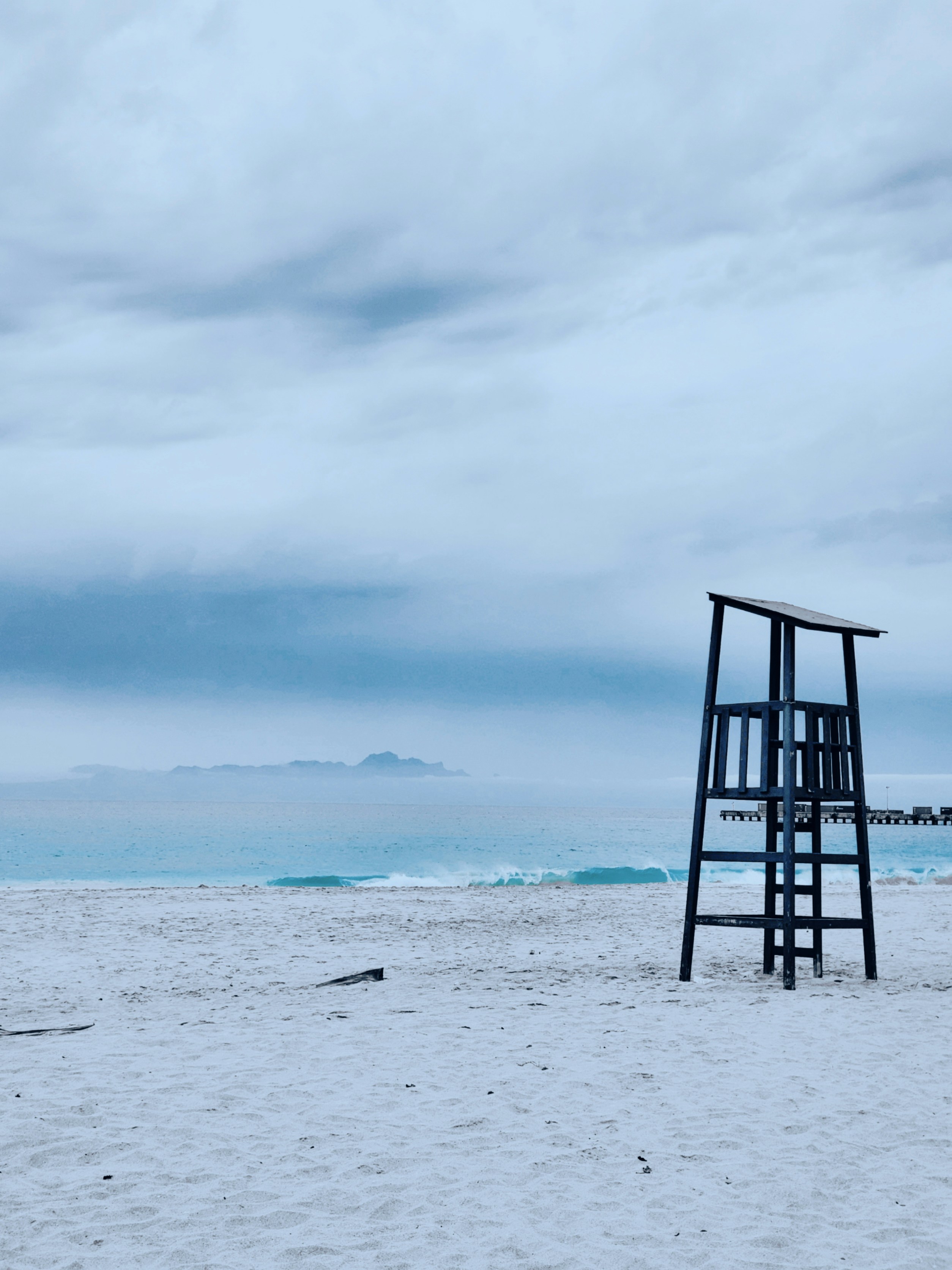 Brown wooden ladder on white sand beach during daytime photo – Free ...