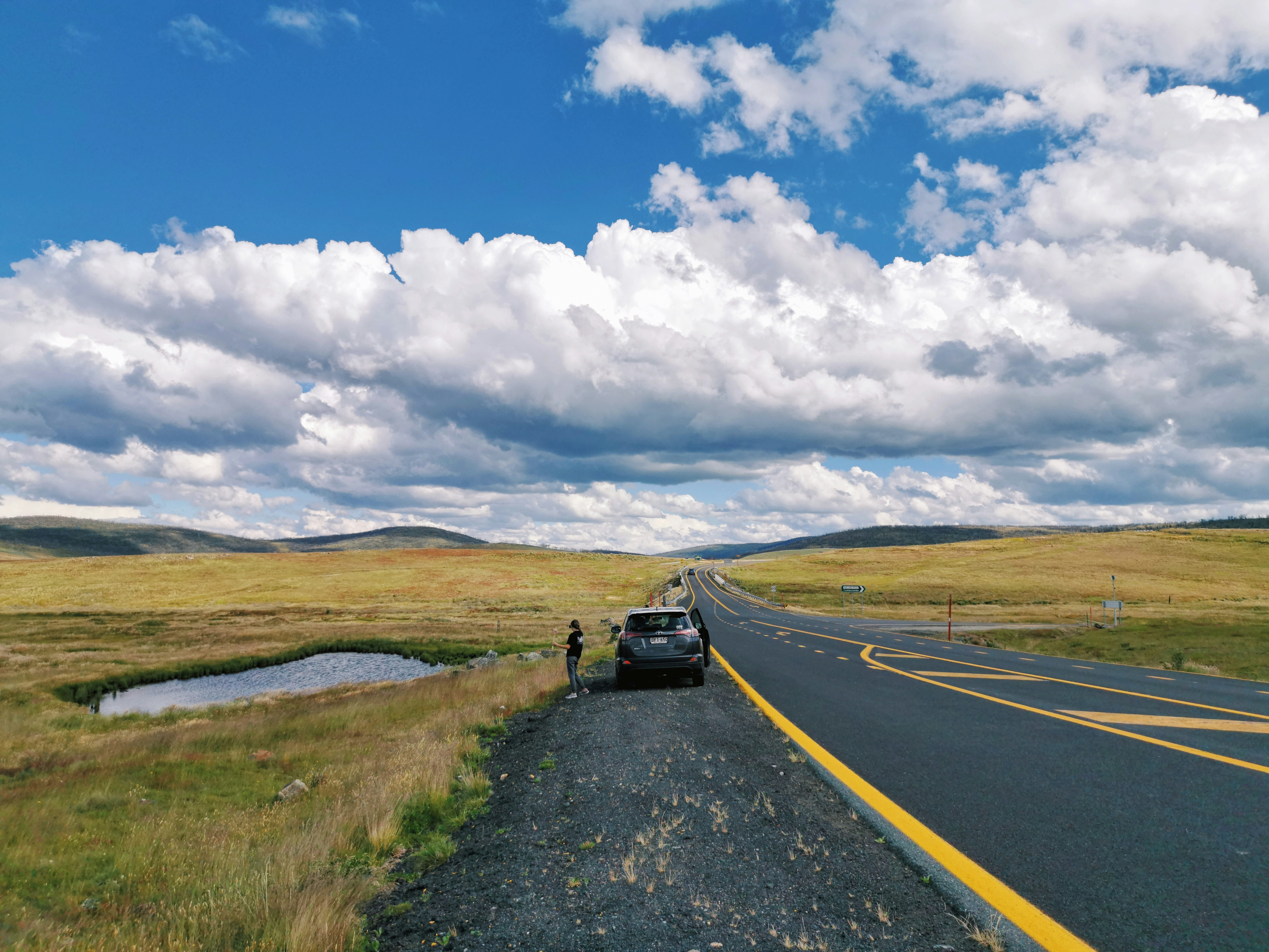 Alpine roads ahead
By Mariya Tarakhnenko 