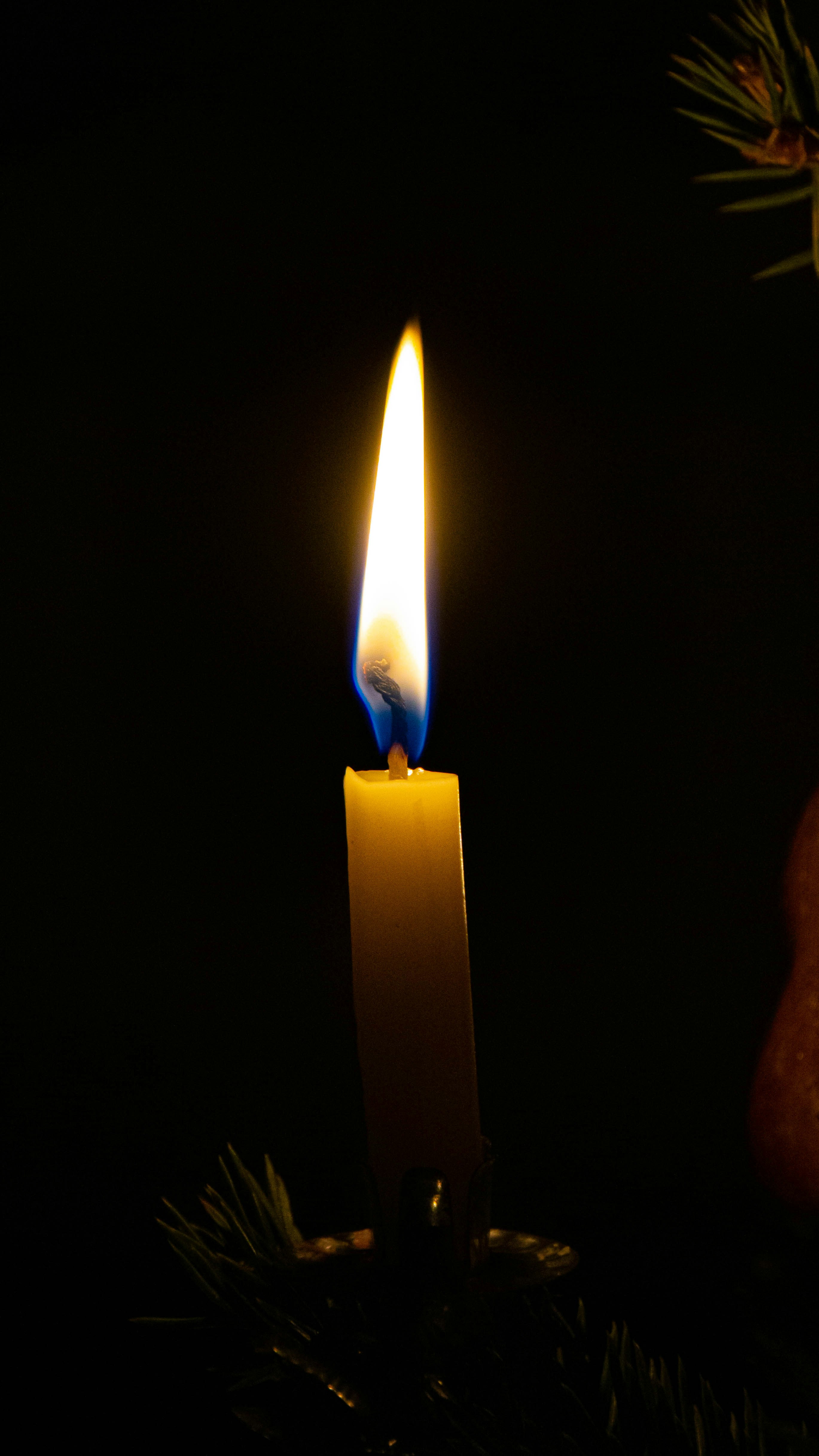 30,000+ Candle Dark Pictures | Download Free Images on Unsplash
