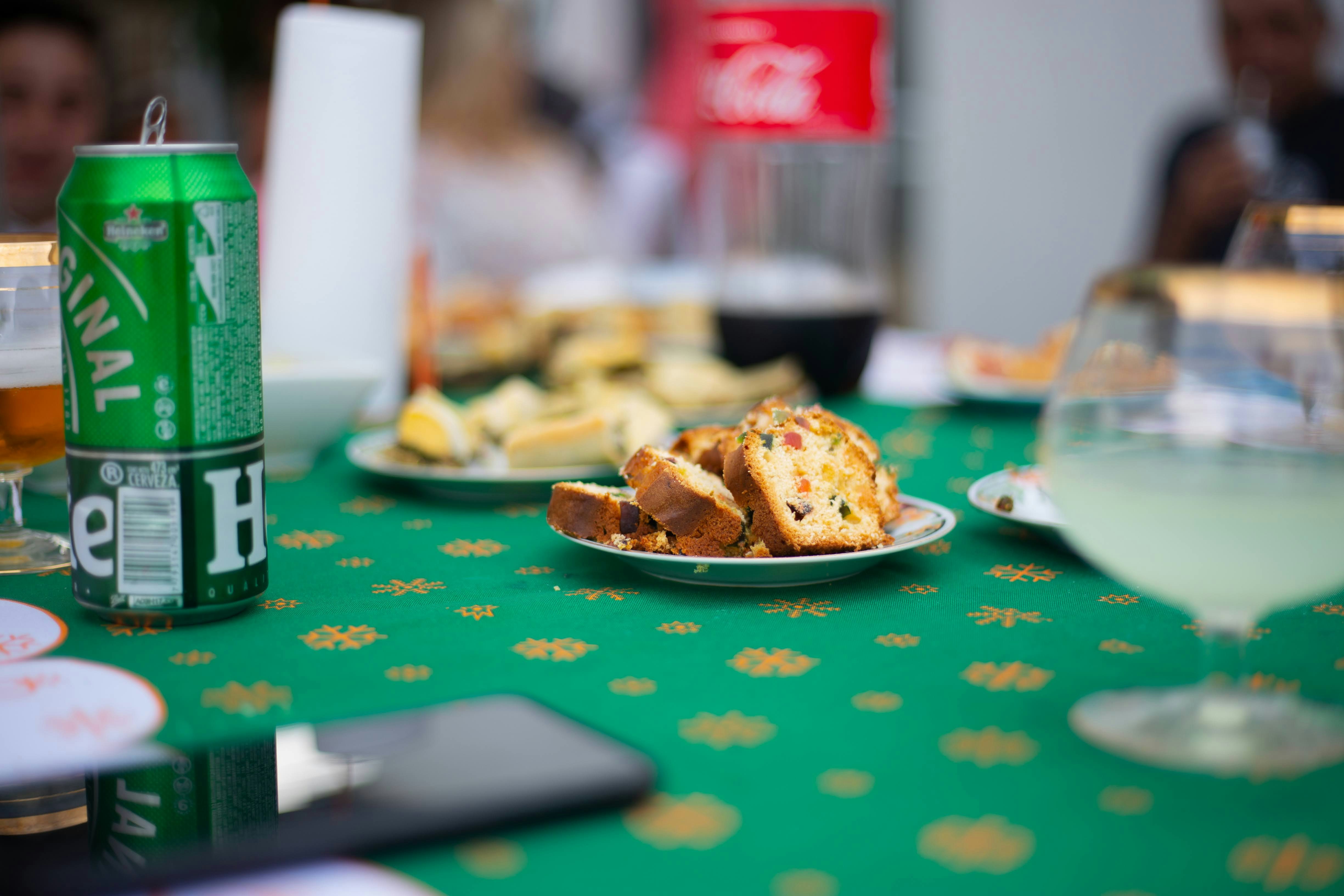 Crusty Bites on a Patterned Green Tablecloth, a Quiet Tabletop Moment