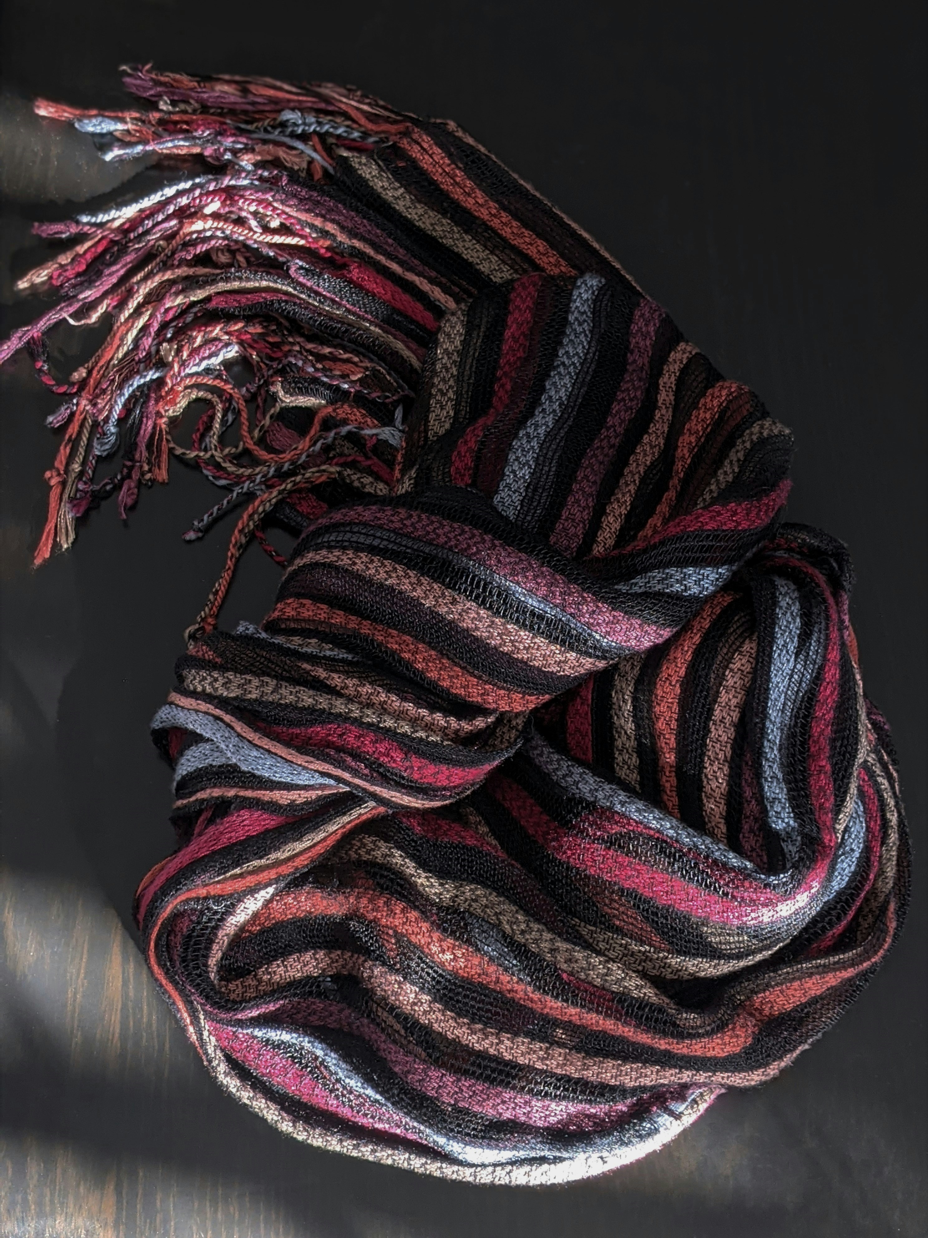 Scarf Pictures [HQ] | Download Free Images on Unsplash