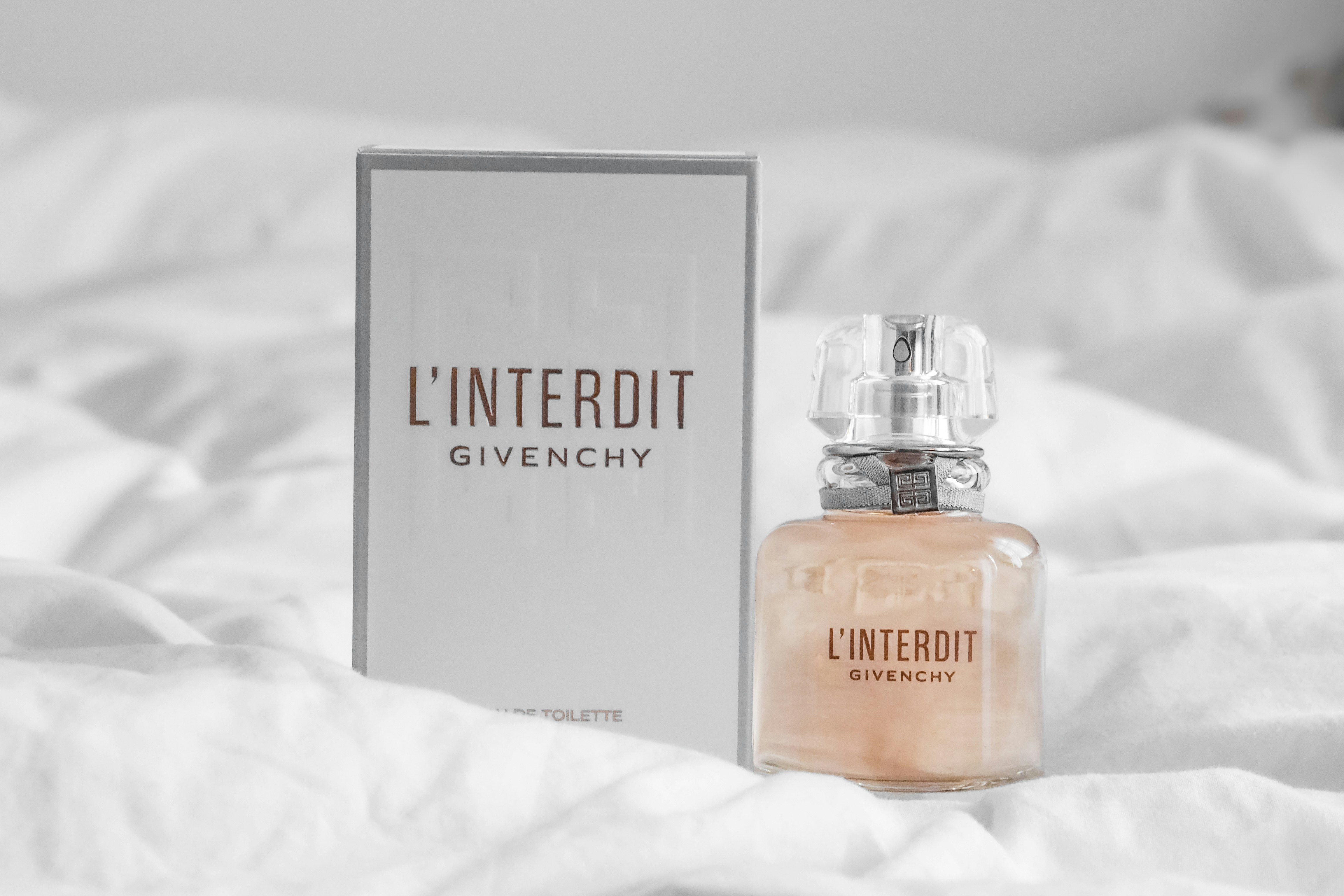 Calvin klein one perfume bottle photo – Free Paris Image on Unsplash
