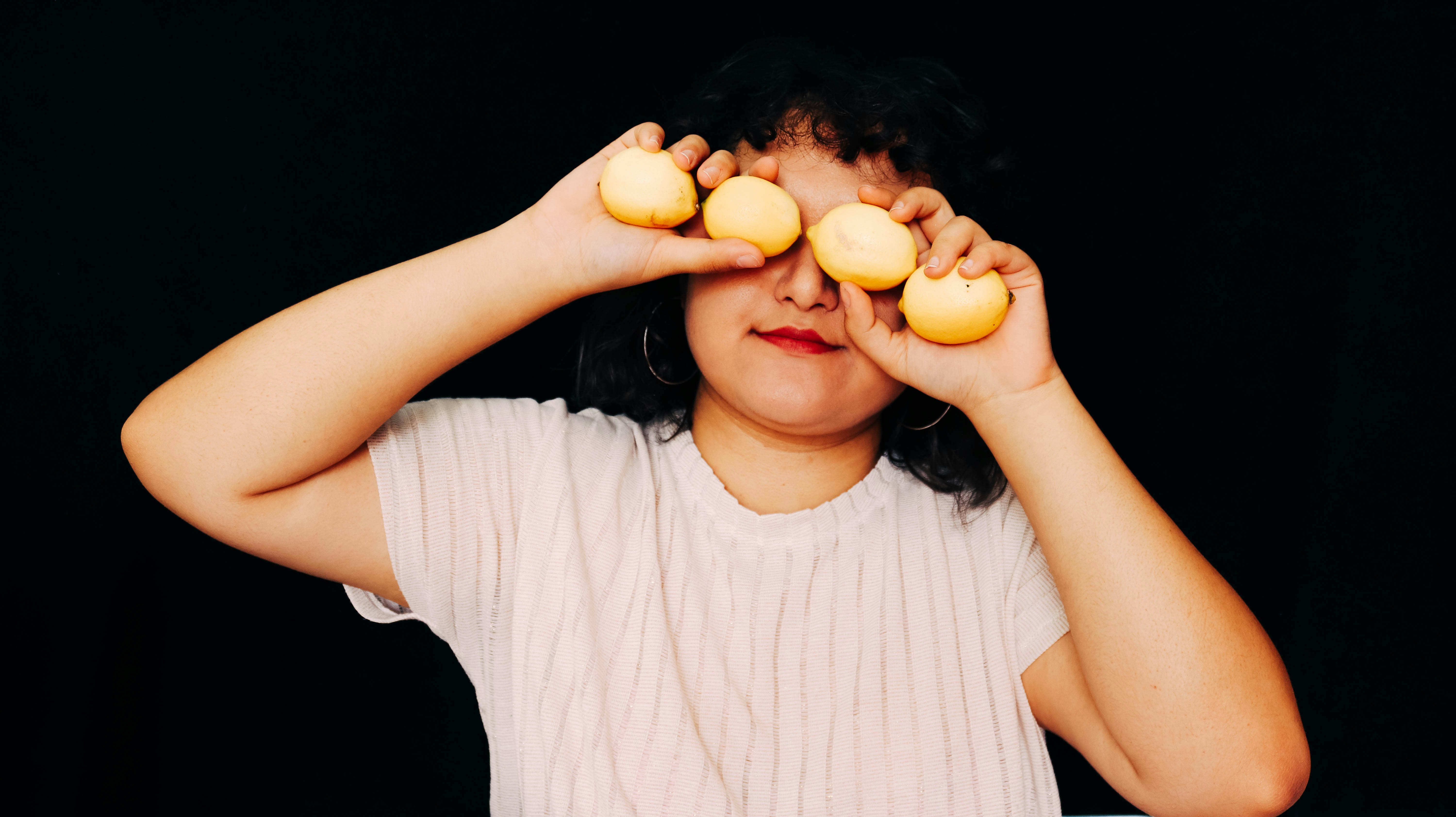 Egg-eye Illusion: Whimsical Gaze with Sunny Orbs