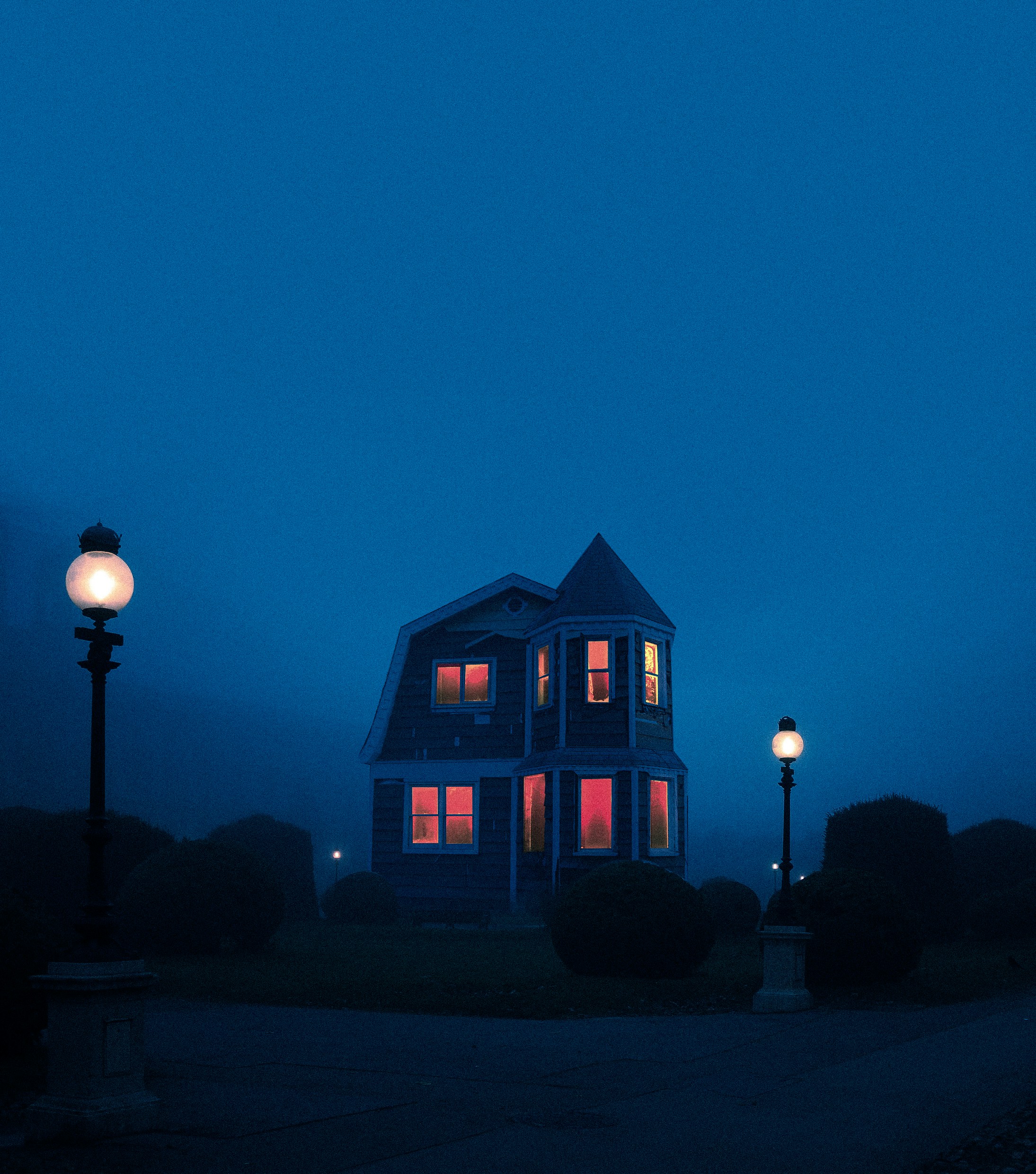50,000+ Horror House Pictures | Download Free Images on Unsplash