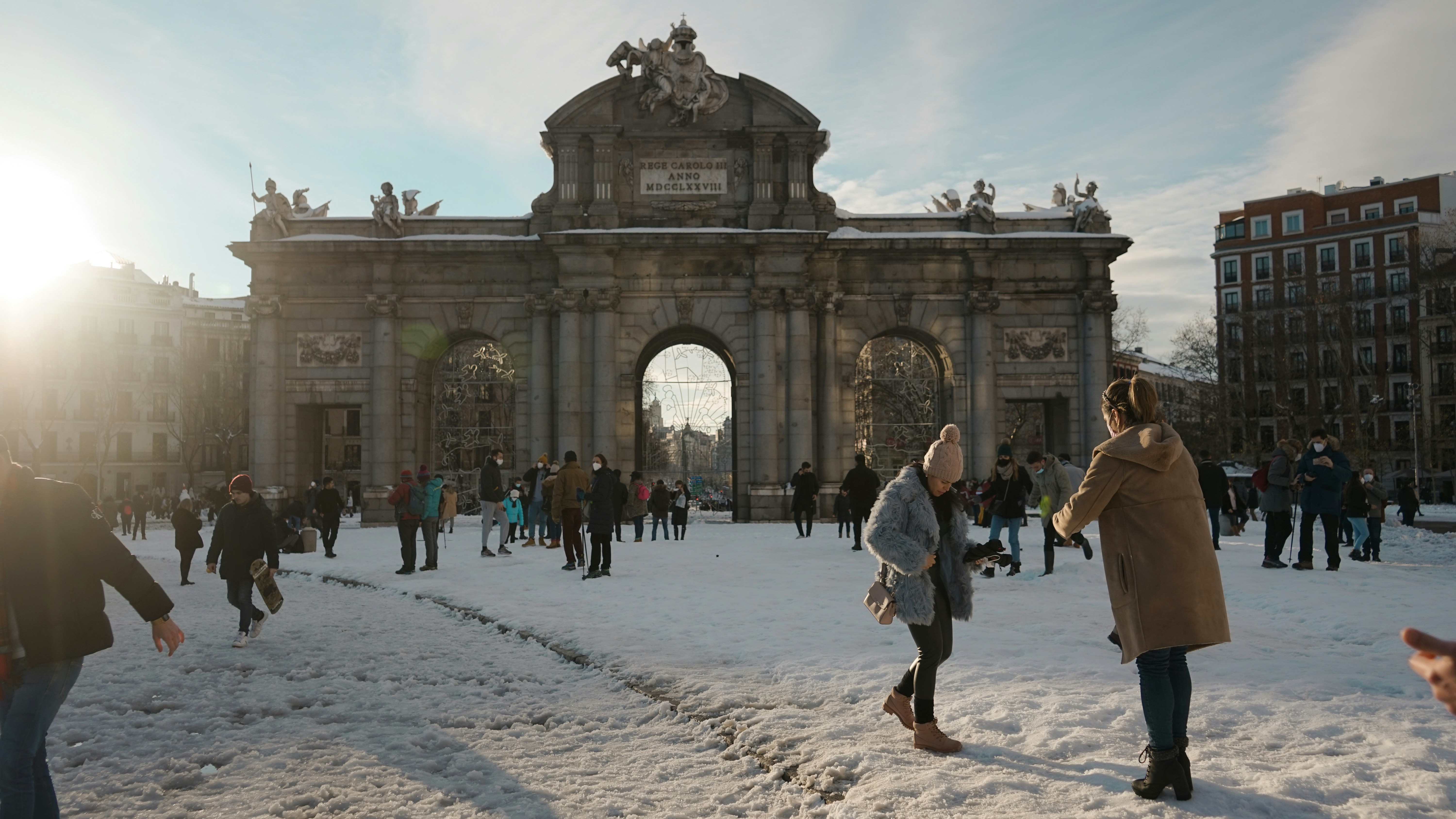 Puerta de Alcalá tras el temporal Filomena. Madrid