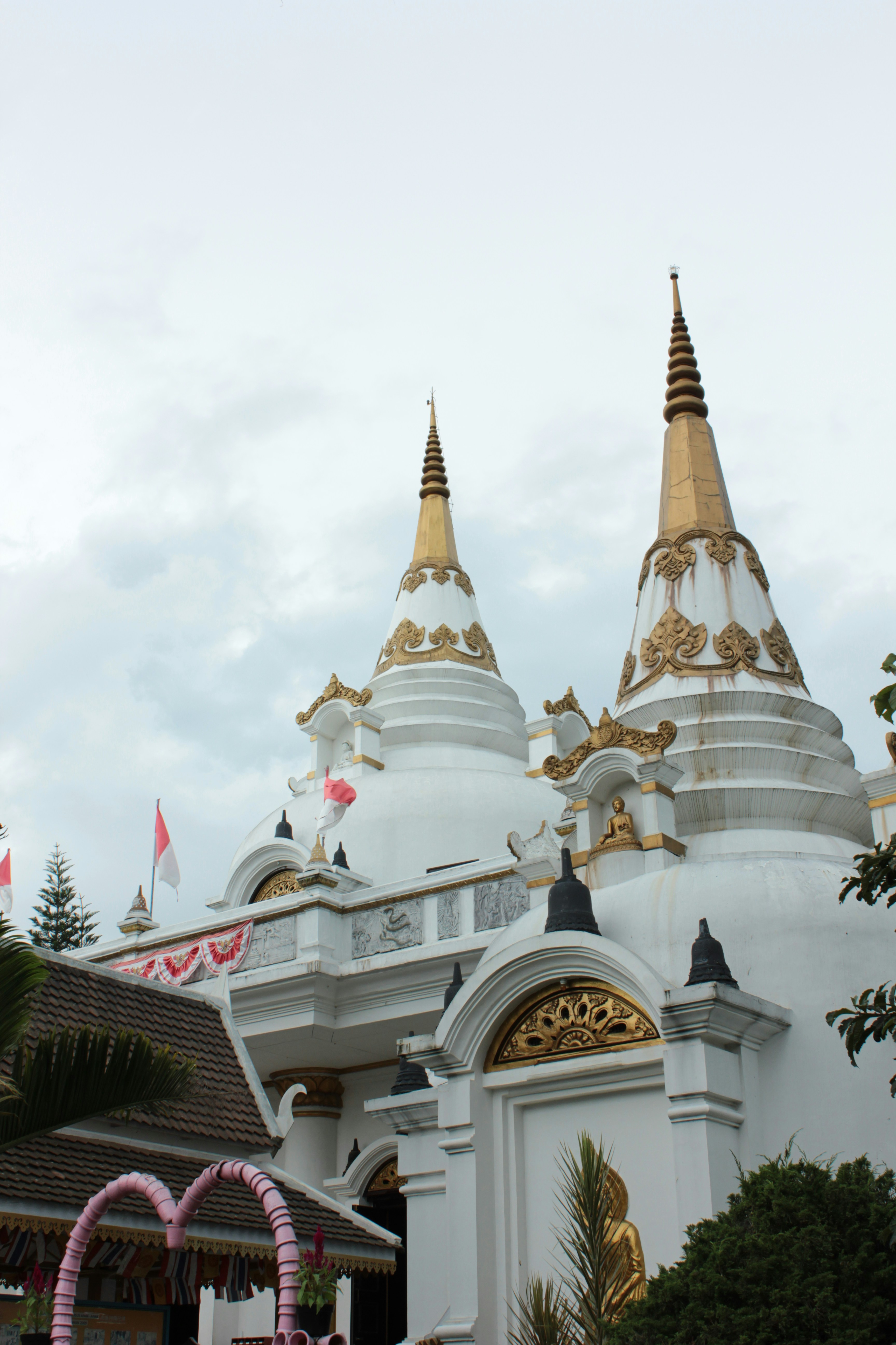 Vihara Pictures | Download Free Images on Unsplash