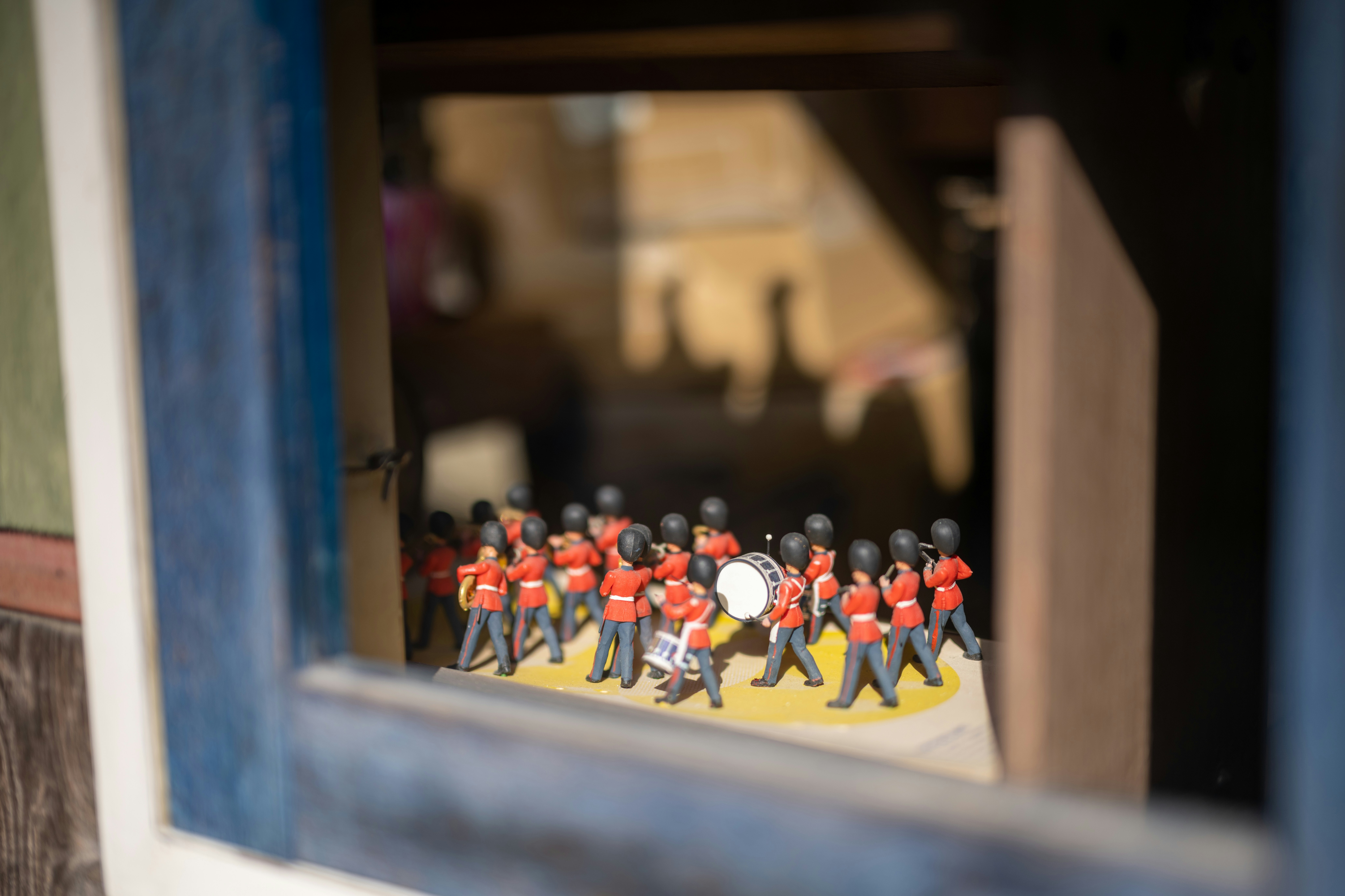 Miniature Drumbeat: A March Through a Windowed Stage