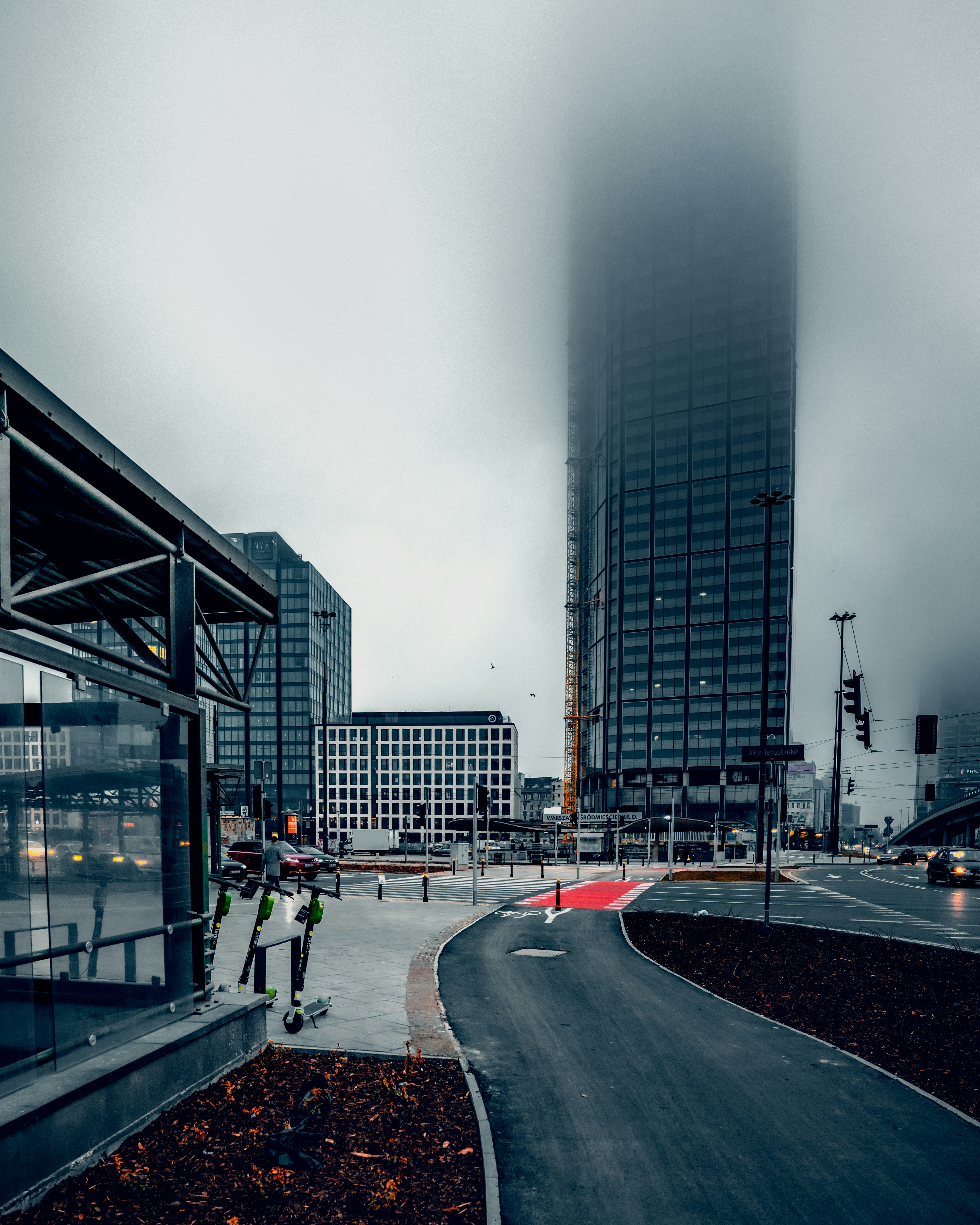 The tallest building in Poland and Warsaw - the Varso Tower is shrouded in fog. It is not finished yet, but there is not much to do to admire the building in all its glory. And from its observation deck you can admire Warsaw.
