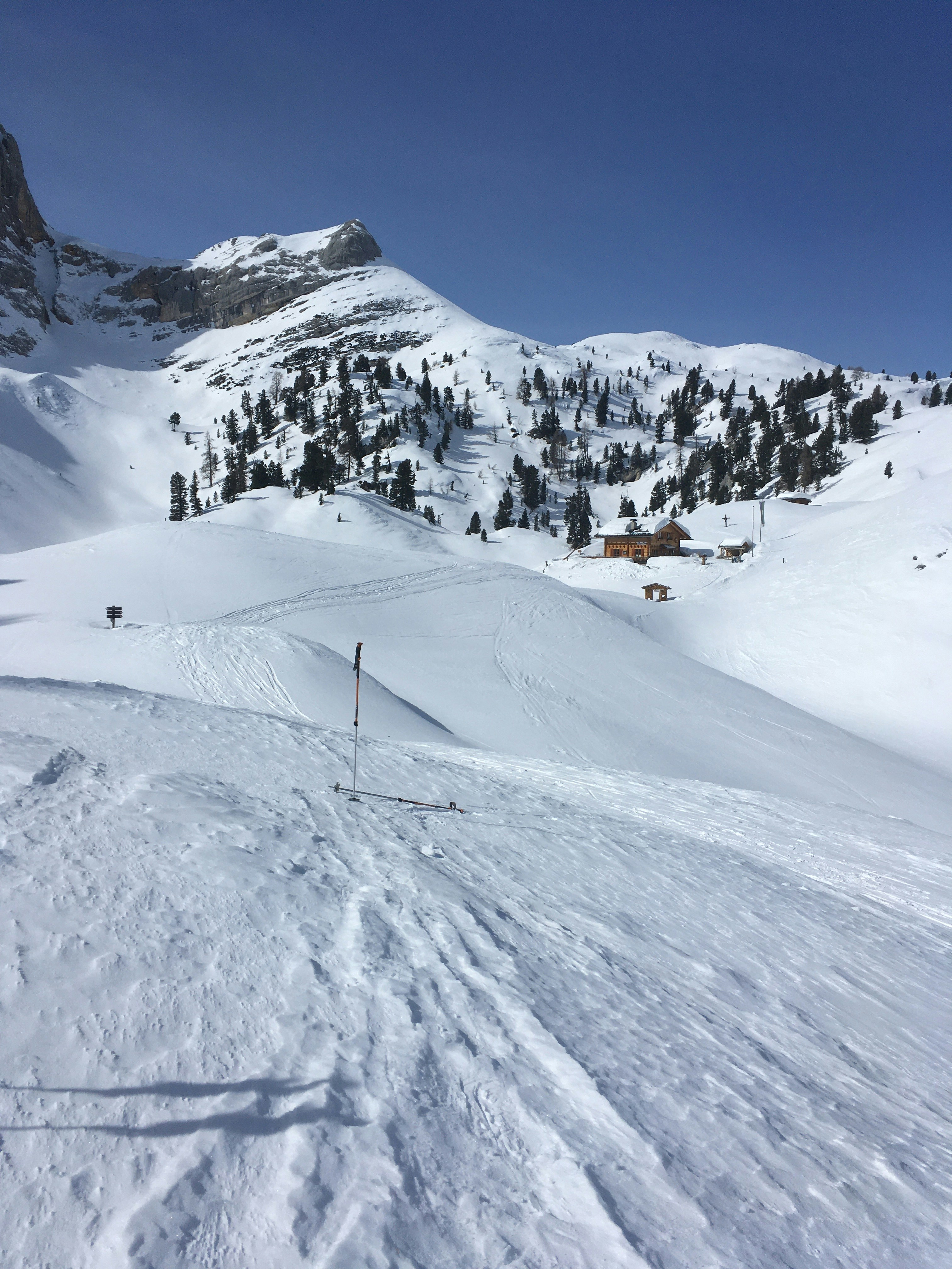 snow covered mountain during daytime