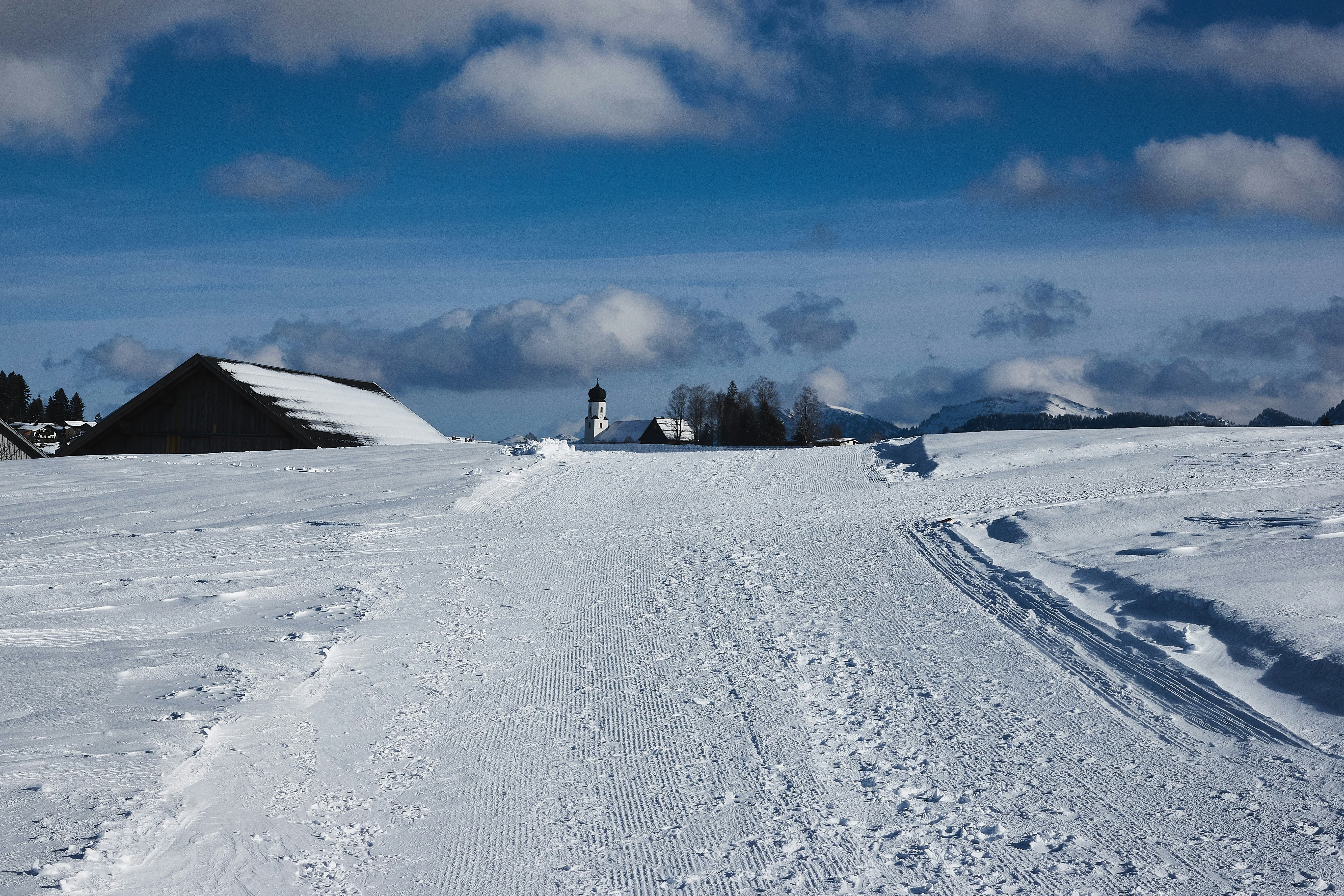Snow covered field under blue sky during daytime photo – Free Sulzberg ...
