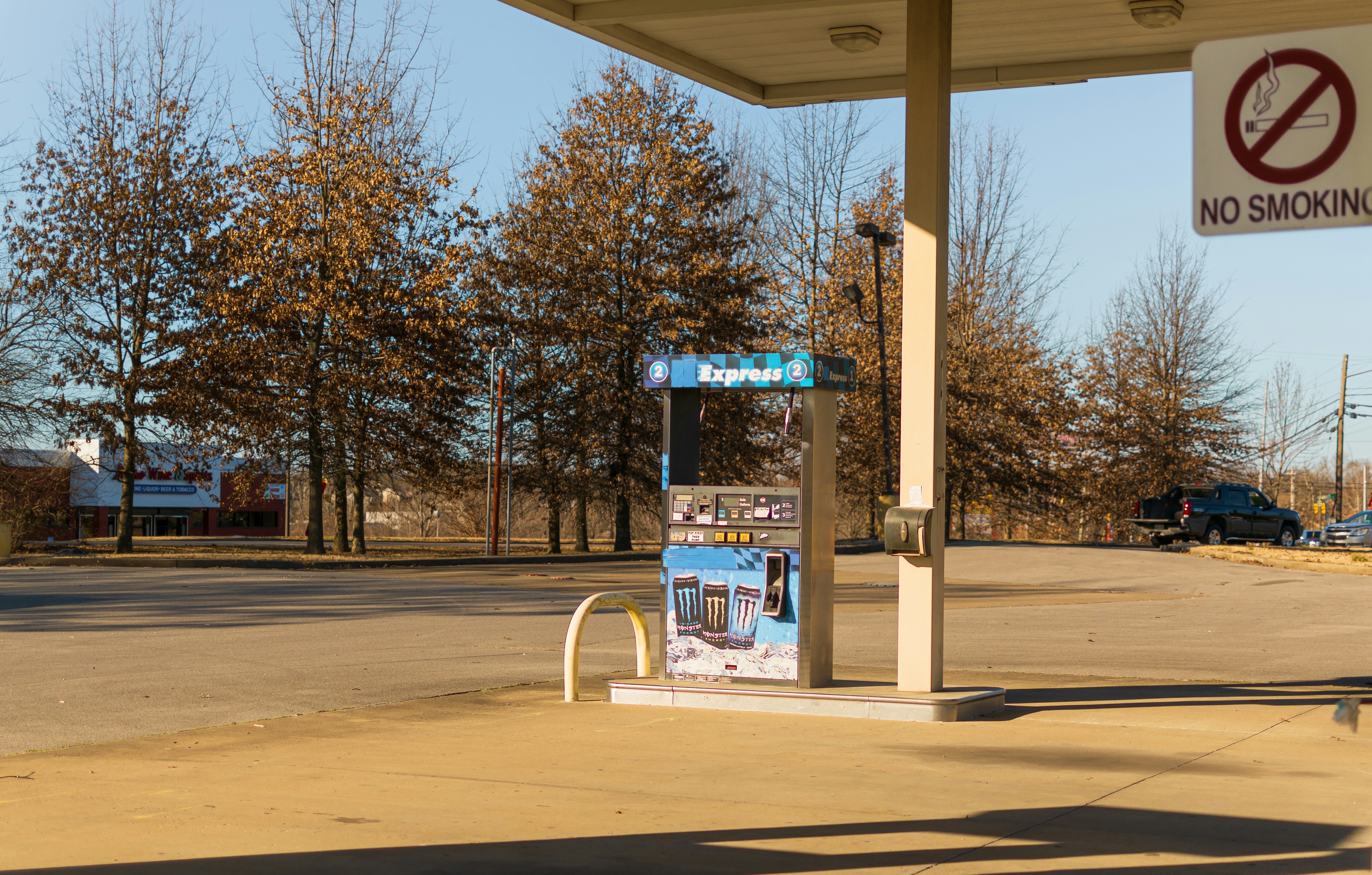 White and blue gas station photo – Free Gas station Image on Unsplash