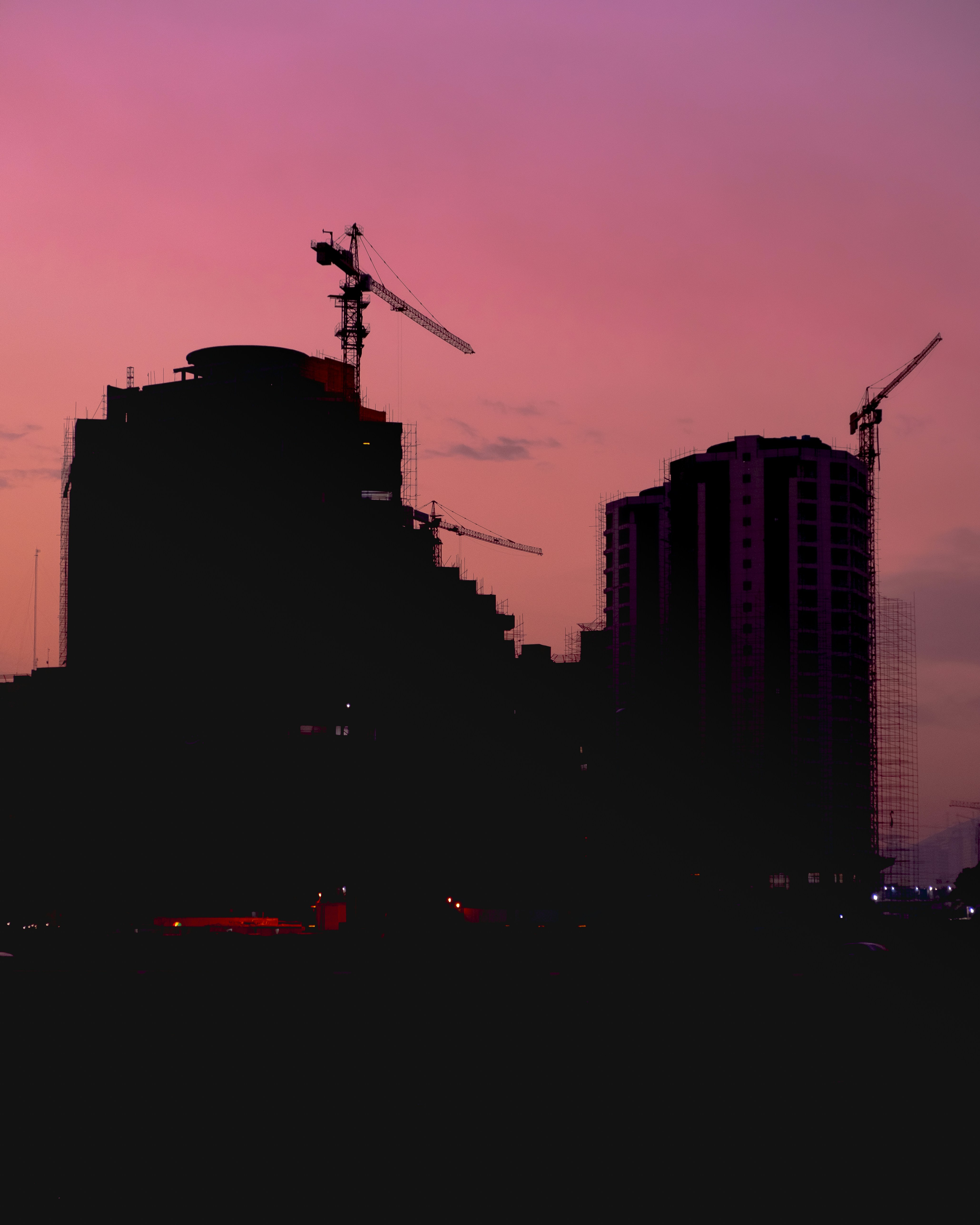 Foto Silueta del edificio durante la puesta del sol – Imagen Irán gratis en Unsplash