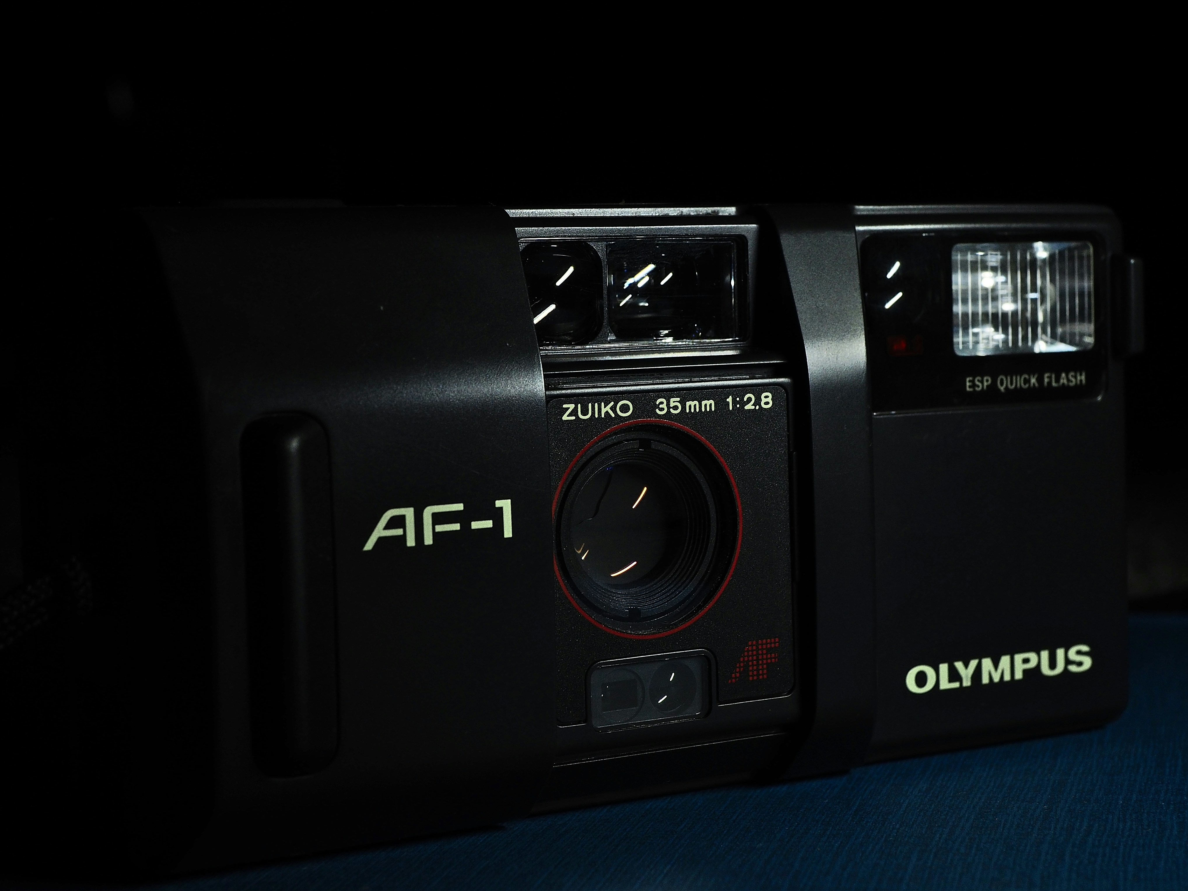 Close-Up of a Vintage Olympus AF-1: A Quiet Mechanical Portrait
