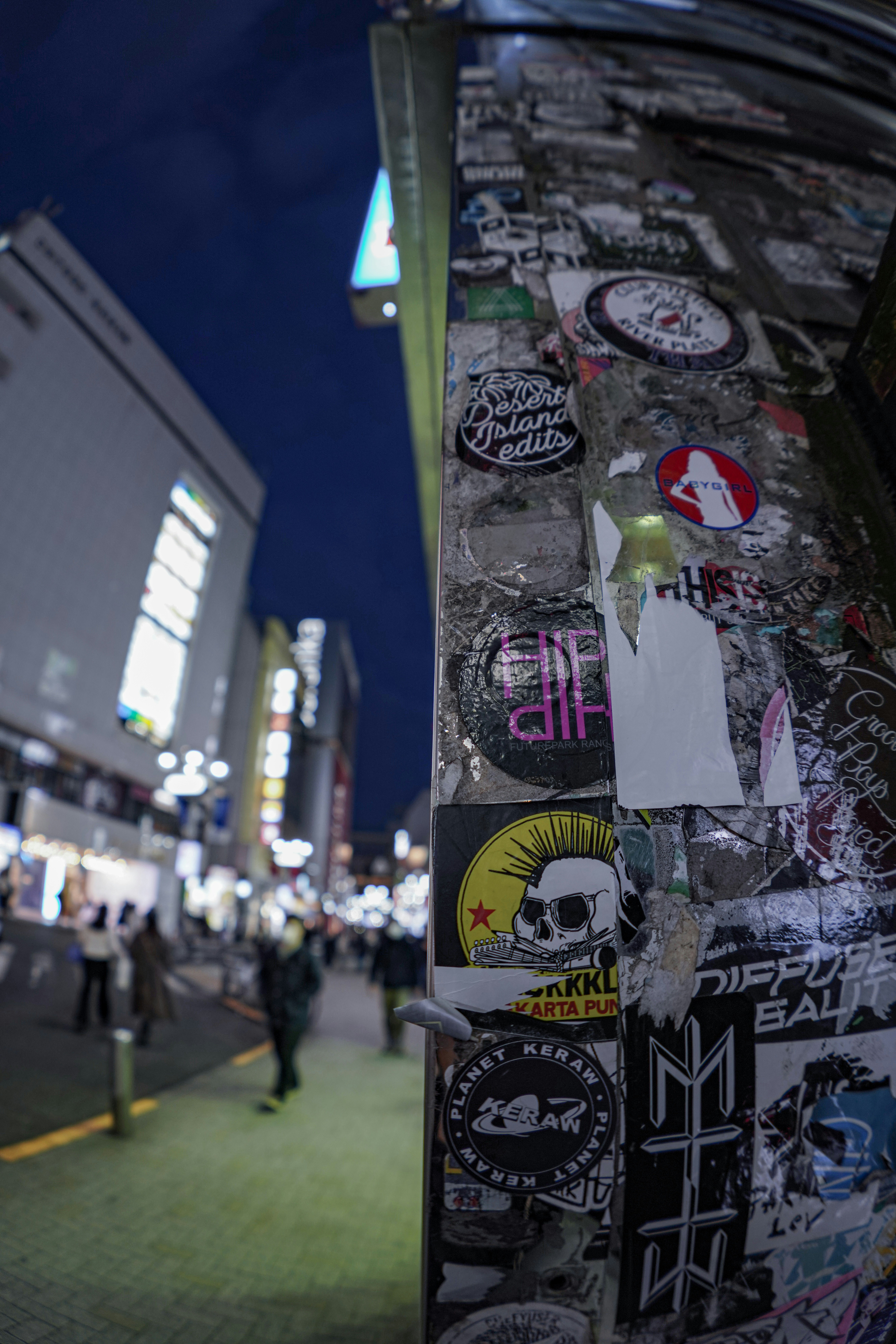 Back street grafiti at Sibuya, Tokyo