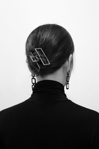 "Locks and Clips: Tracing the Origins and Evolution of Hair Fasteners ...
