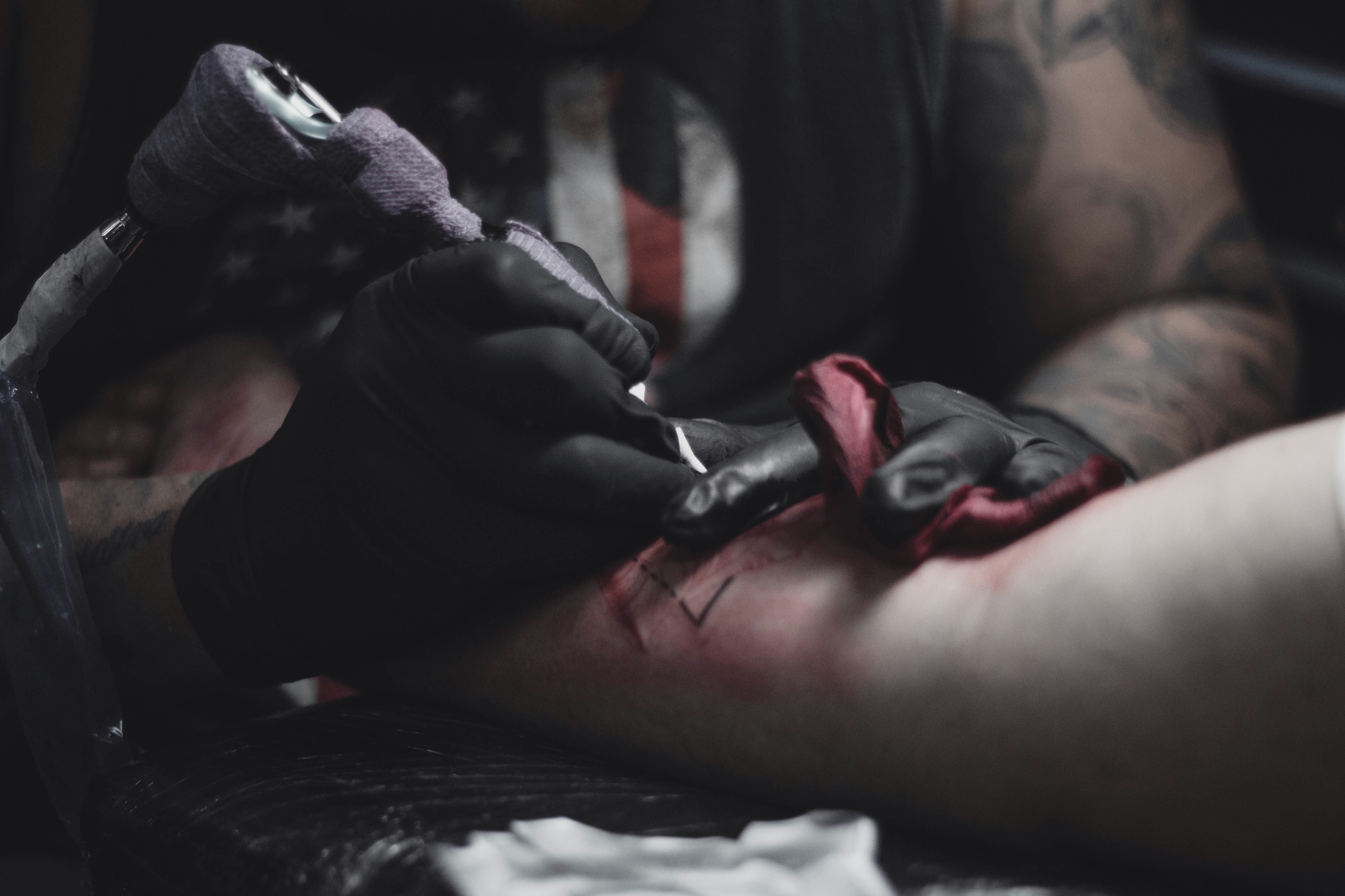 Ink and Intent: A Tattoo Session in Quiet Focus