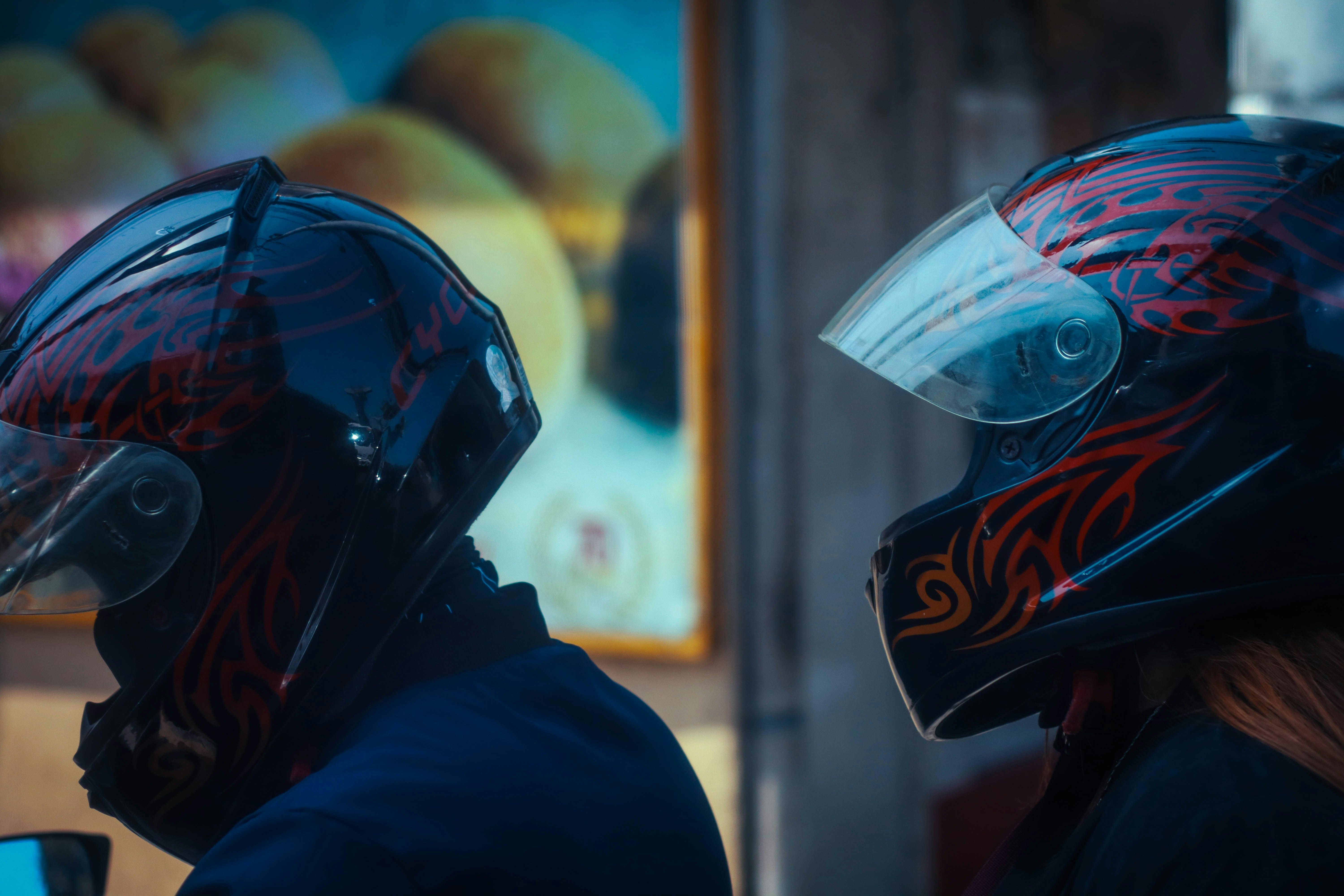 Urban Riders in Sync