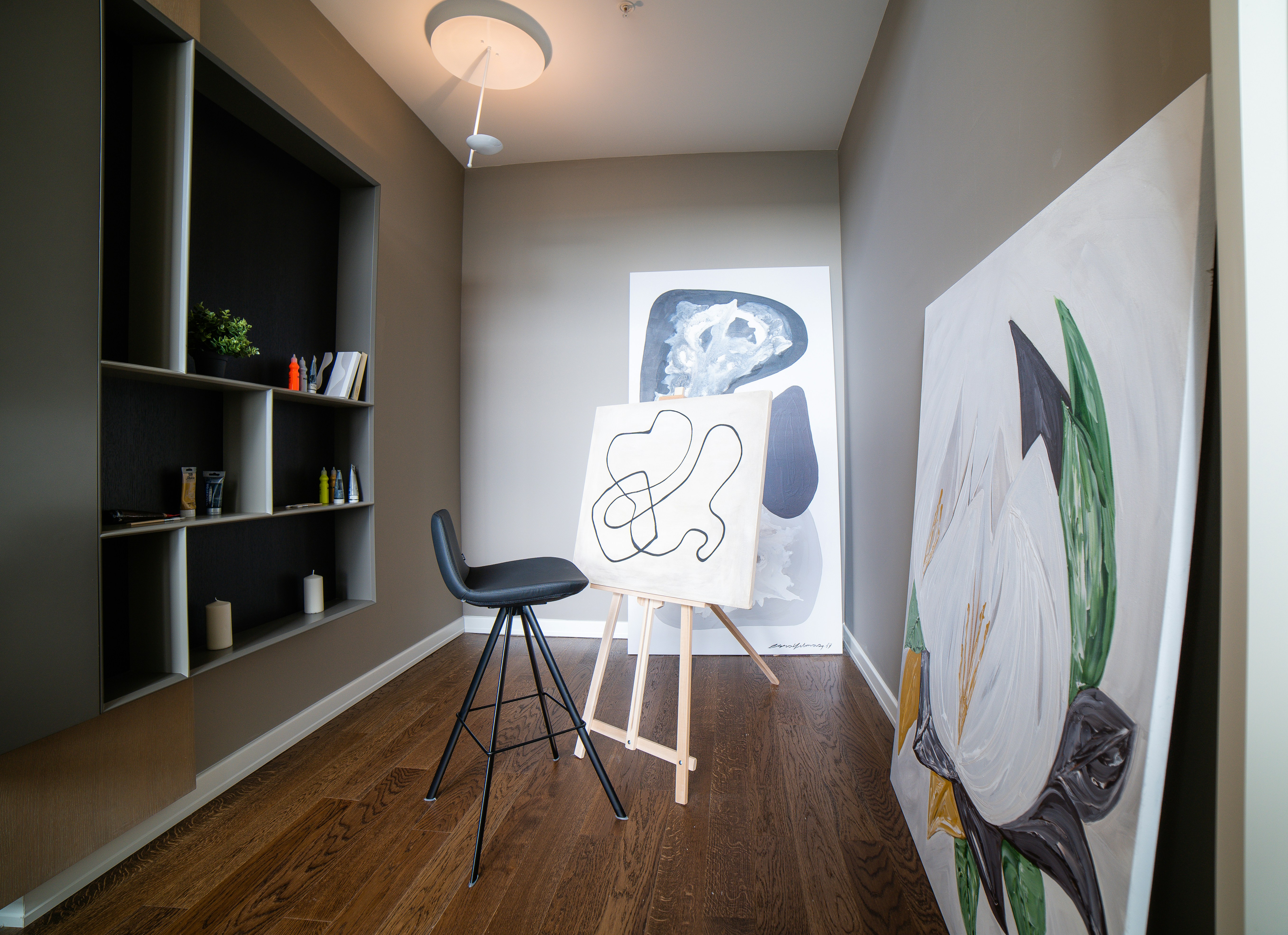 Studio Corner: Contemporary Sketches in Soft Light