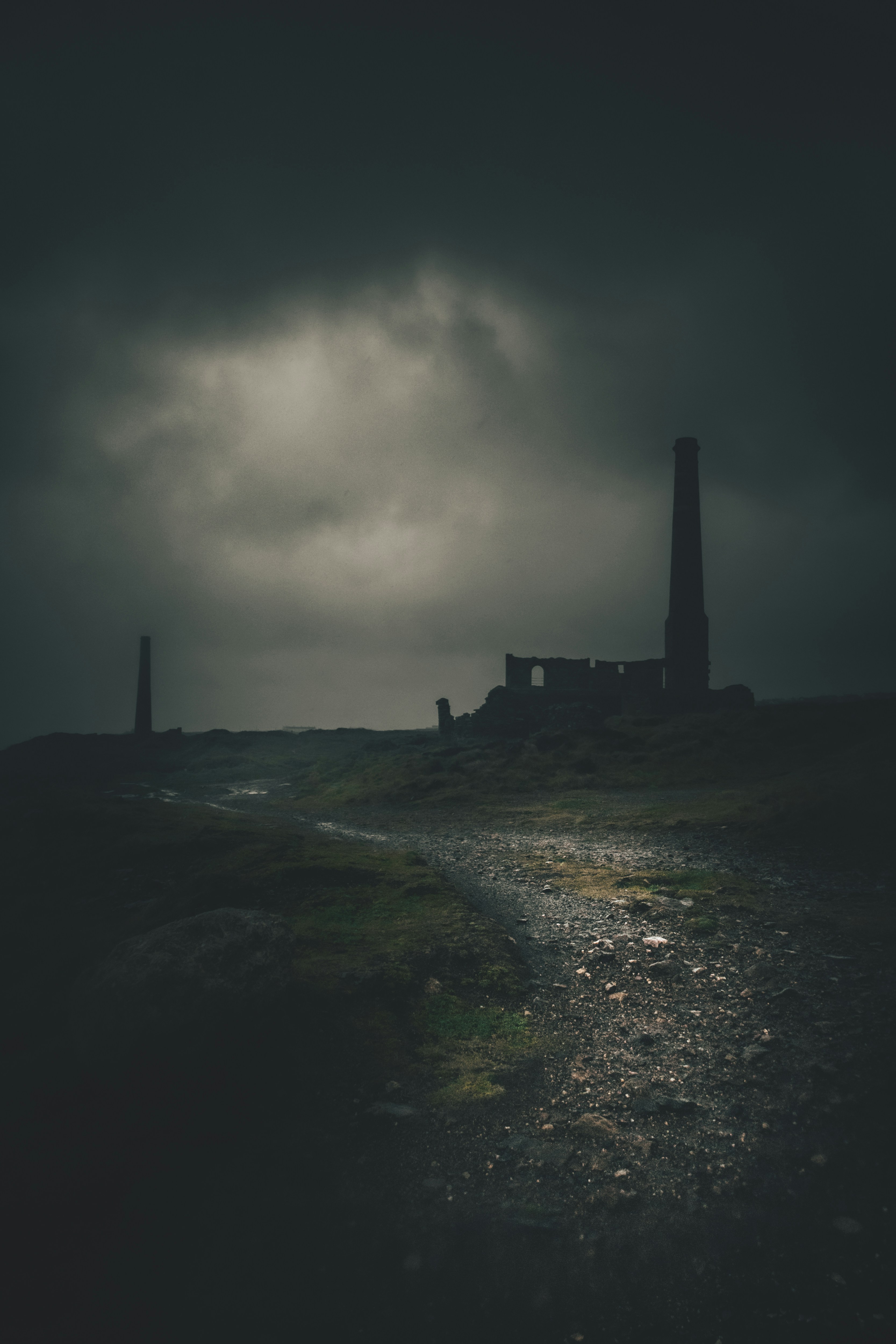 Dark Sad Pictures | Download Free Images on Unsplash