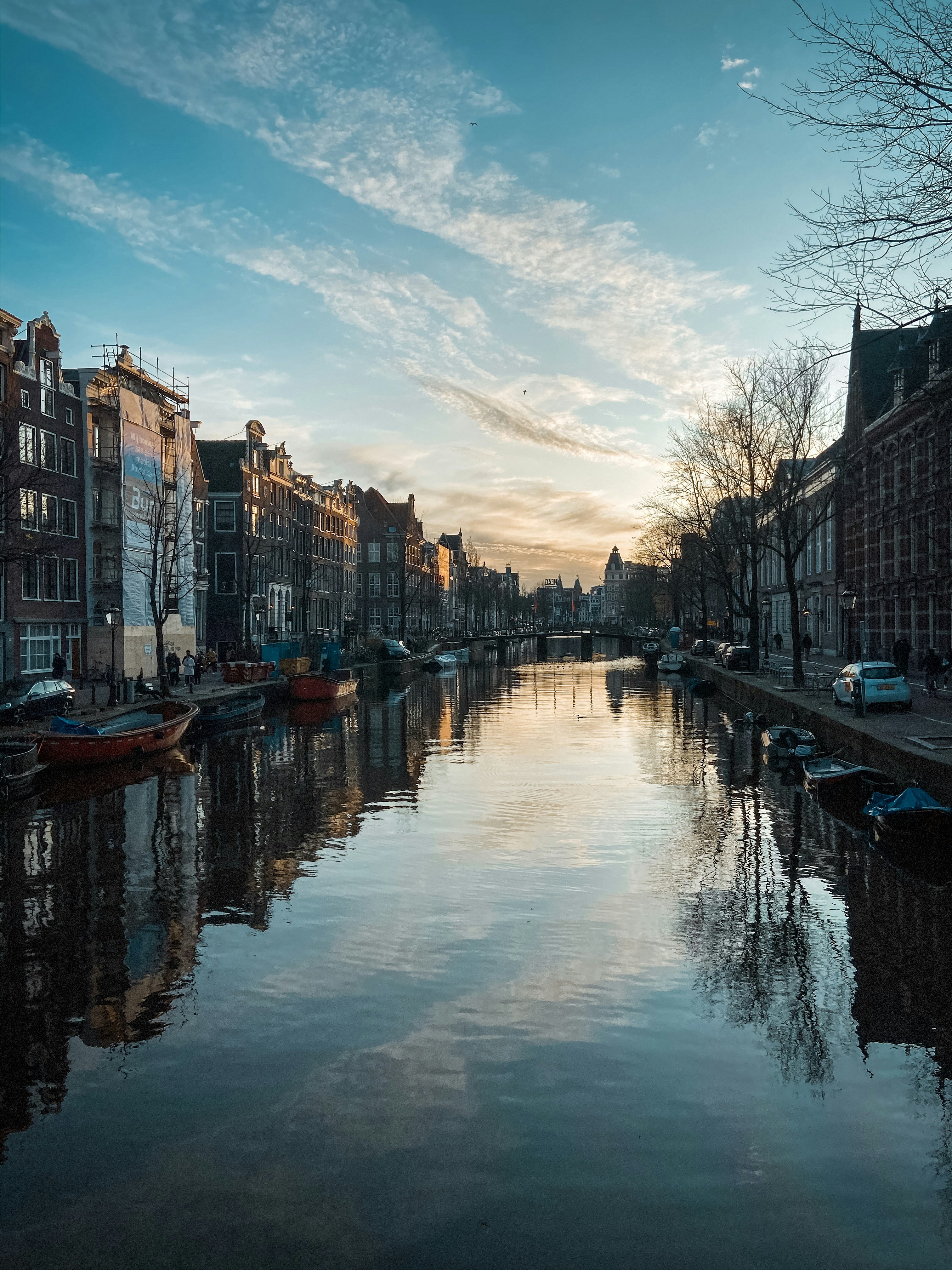 Dracula's Ghost - Chapter 8 - by Travis Blake