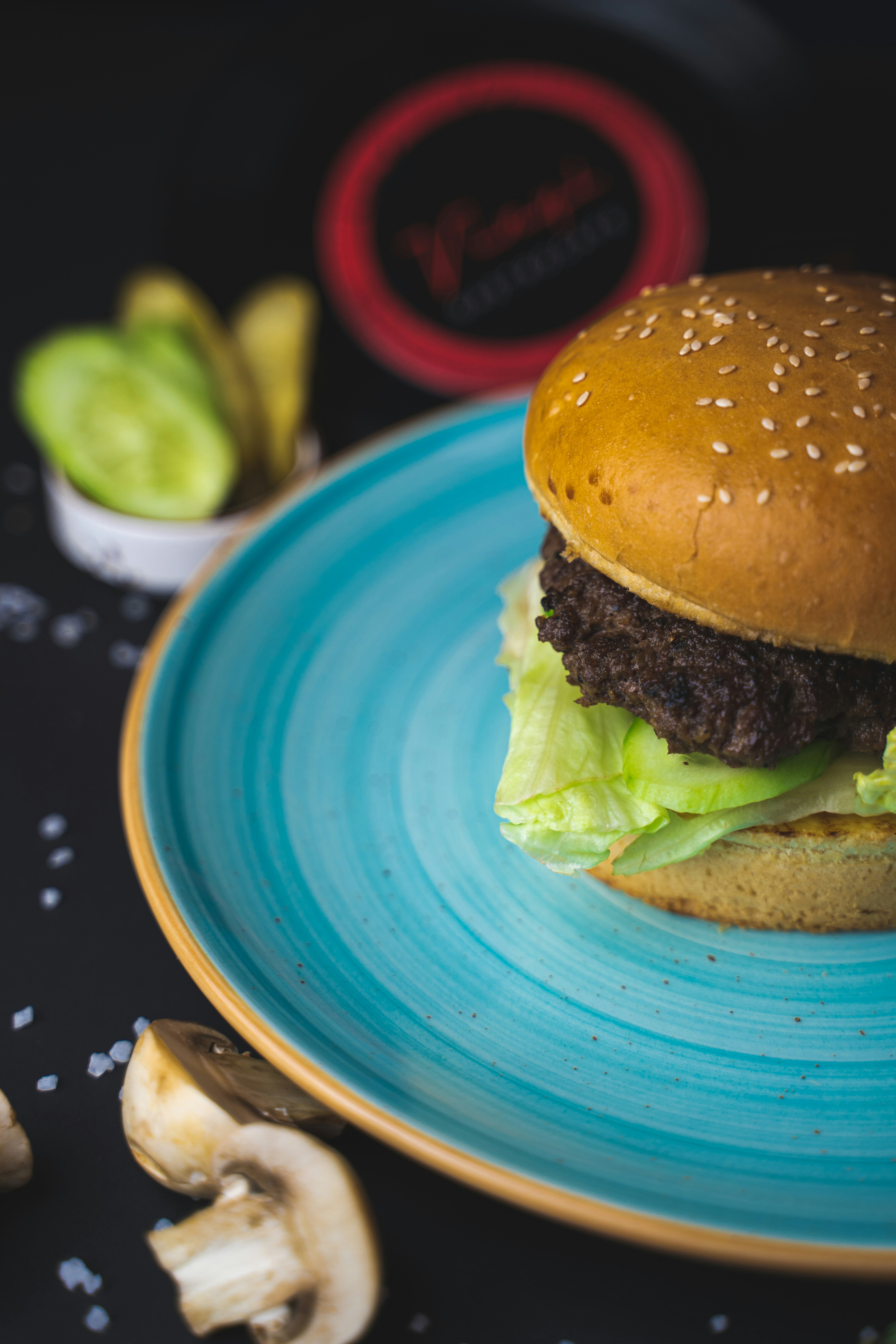 Juicy Center: A Burger on a Bright Sea of Plate