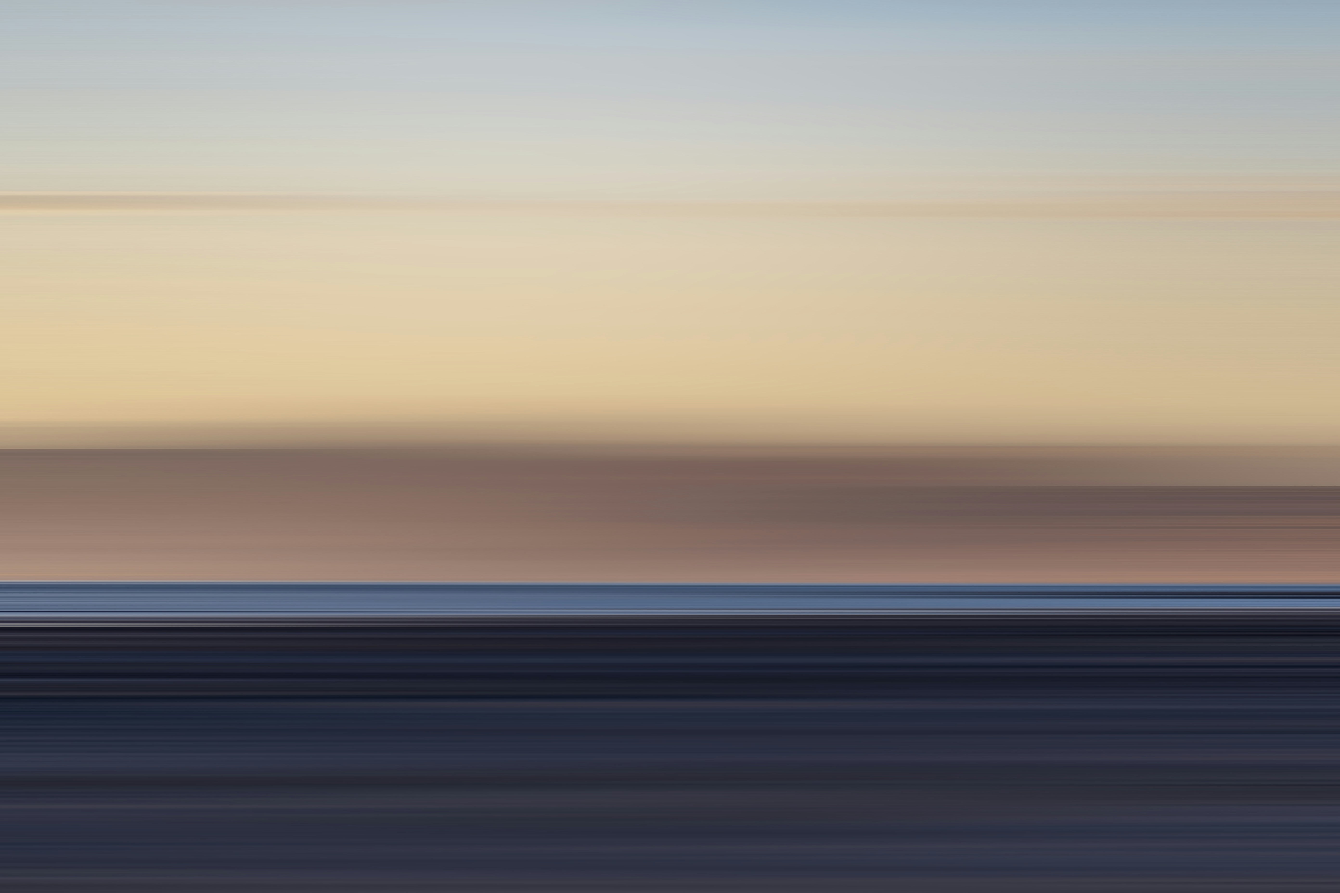 A blurry photo of a plane flying in the sky photo – Free Photo blur ...