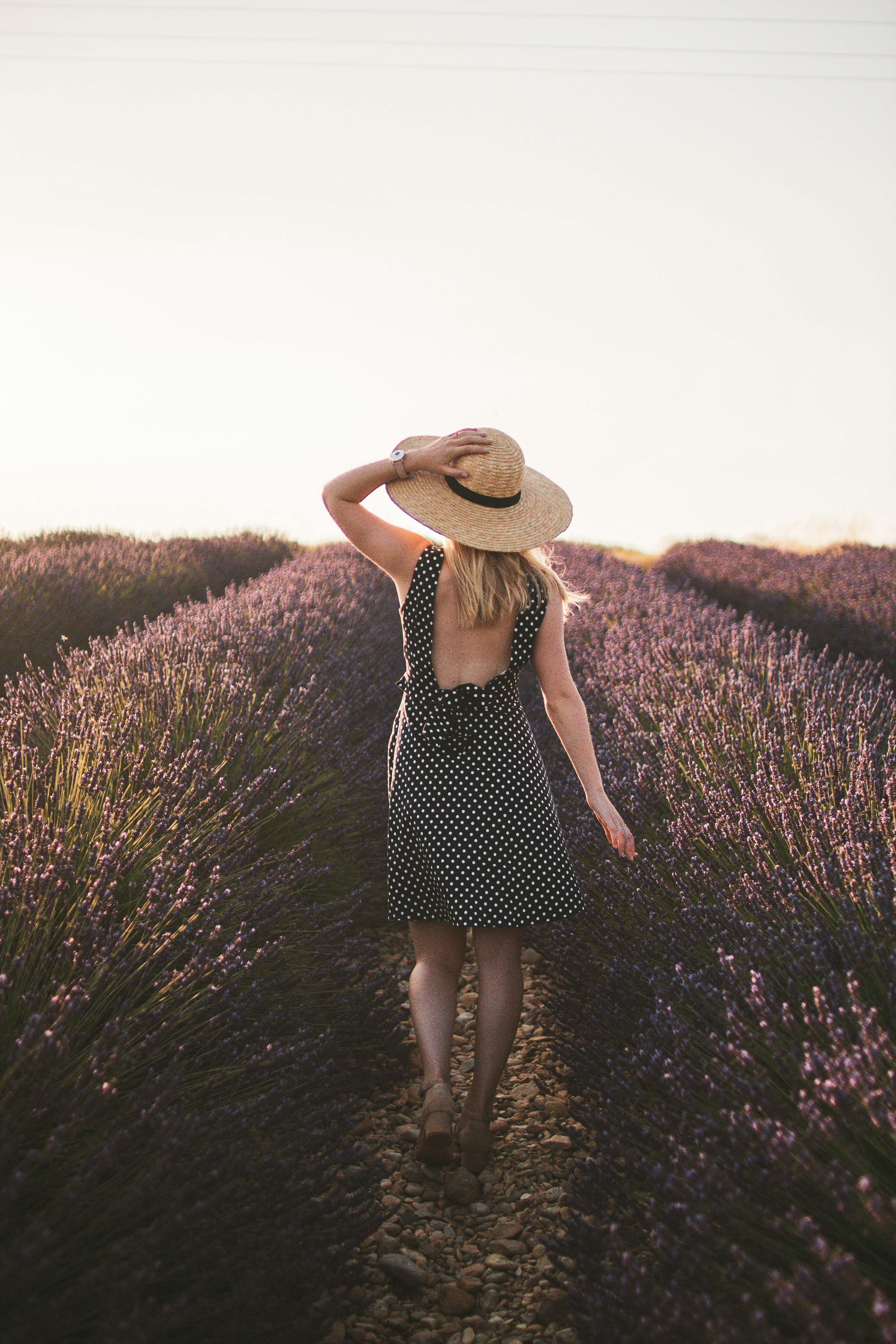 Girl Back Pictures | Download Free Images on Unsplash