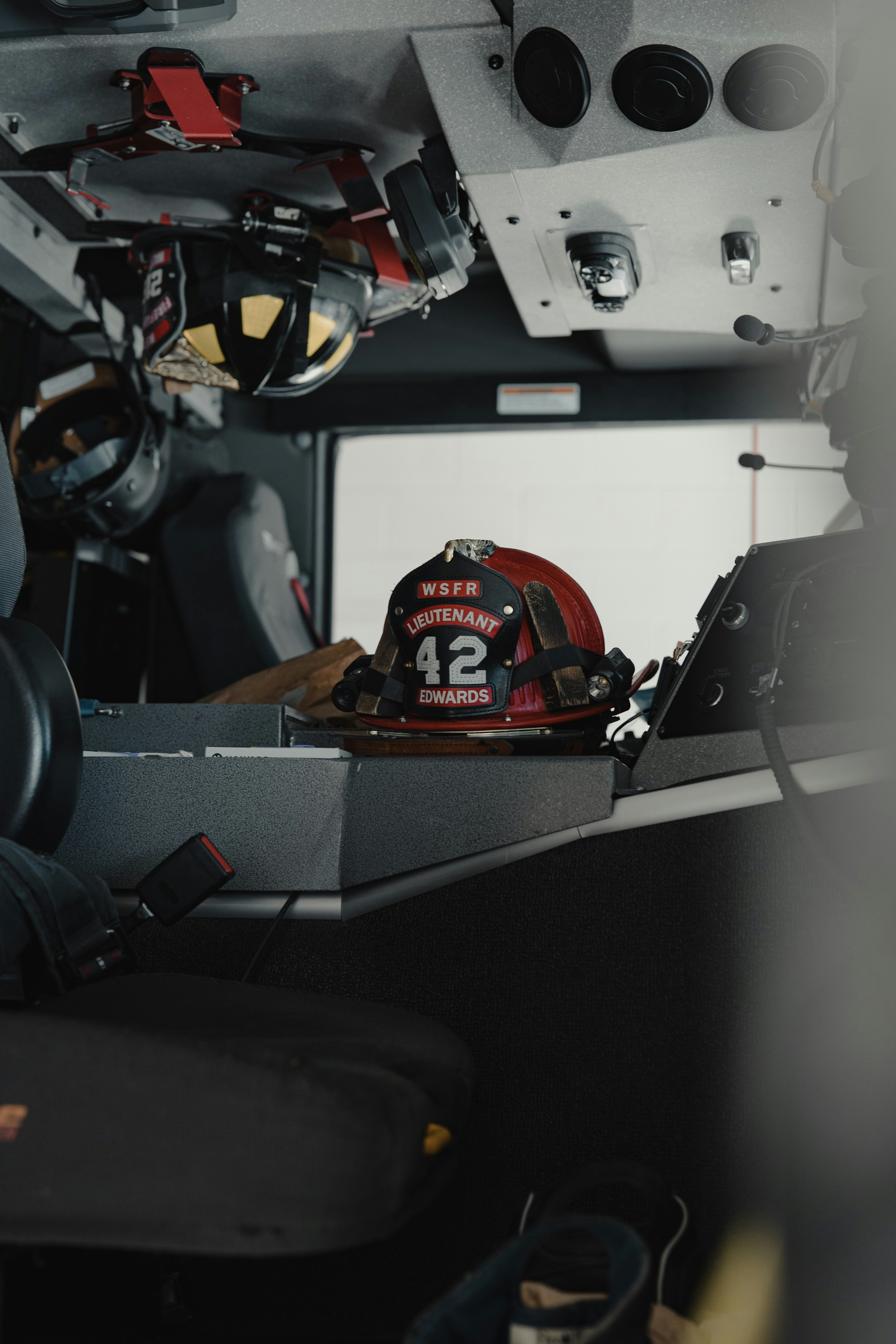 Red Helmet, Quiet Cockpit: The Fireline of Focus