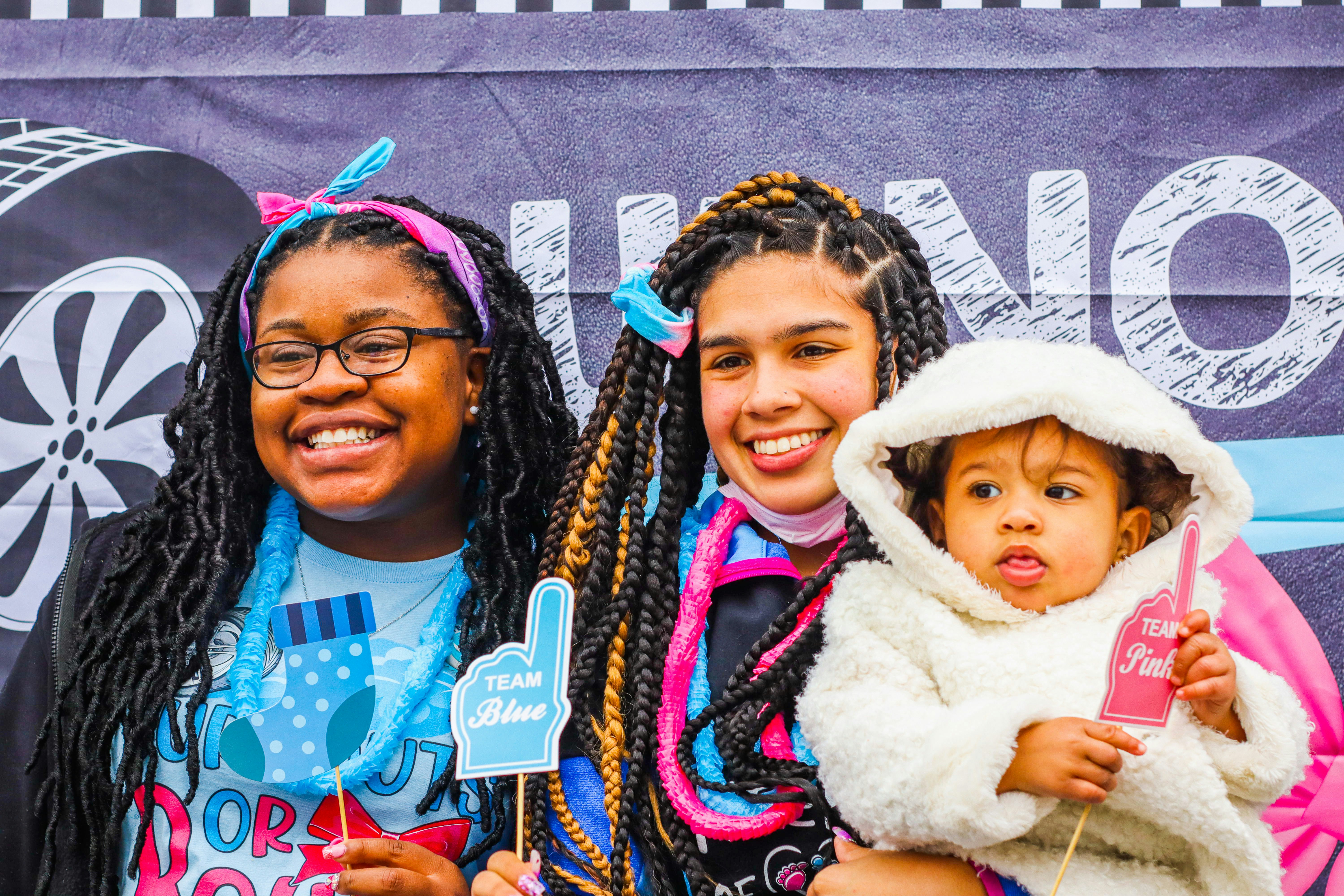 Gender reveals bring much excitement & laughter. 🧬👧🏽👦🏽