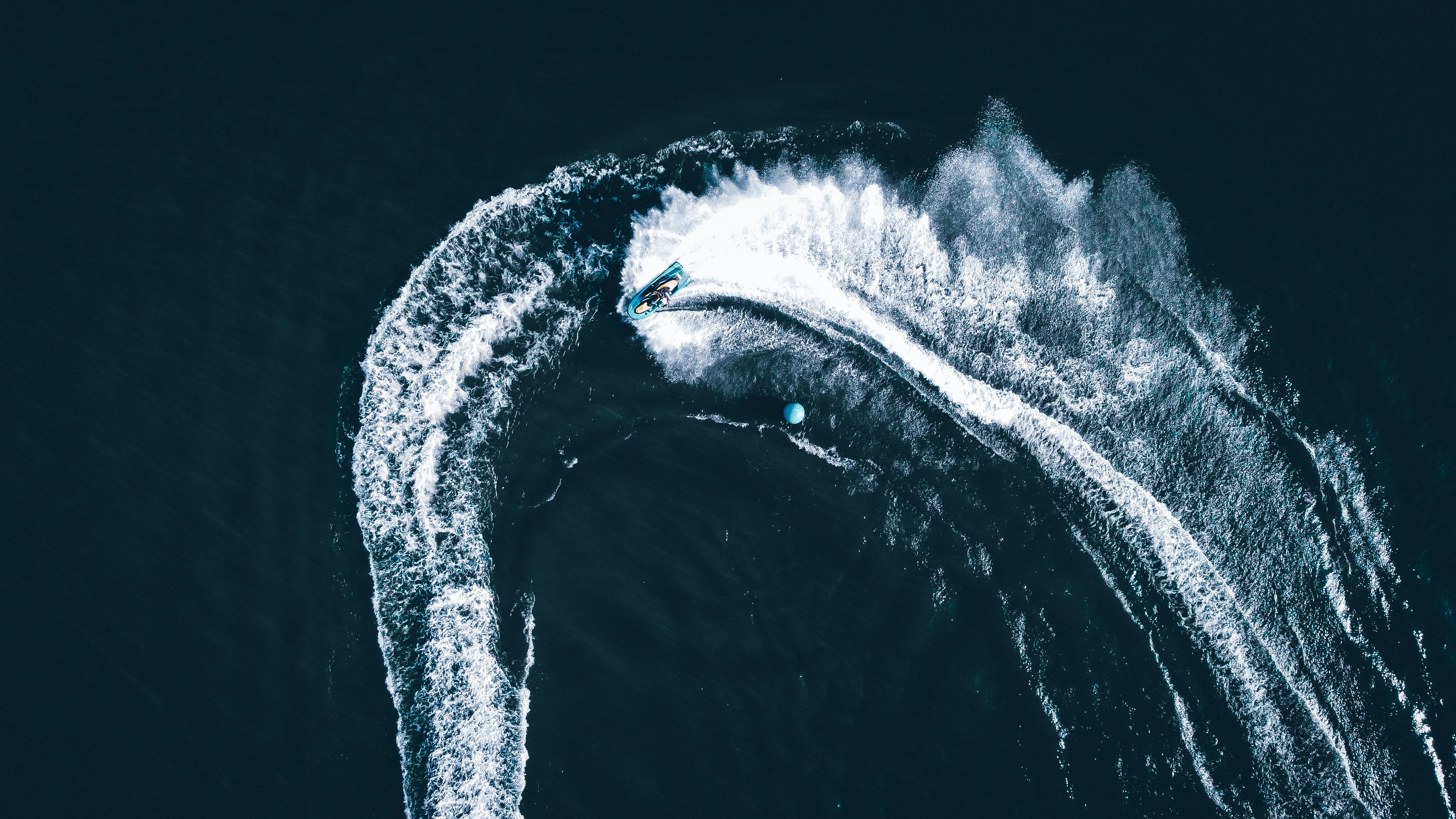 Définition de partir à vau-l'eau | Dictionnaire français