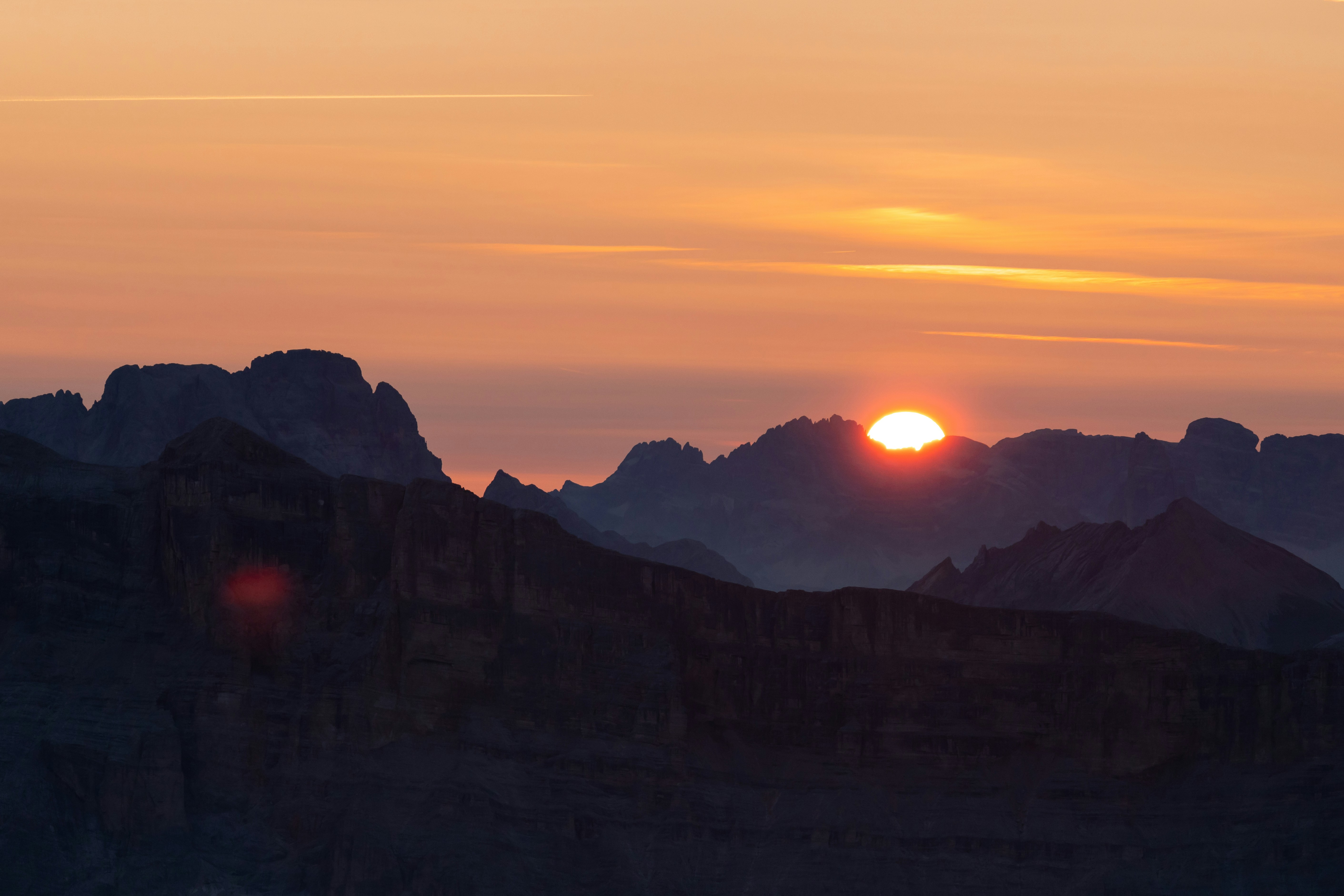 30k+ Sun On Mountain Pictures | Download Free Images on Unsplash