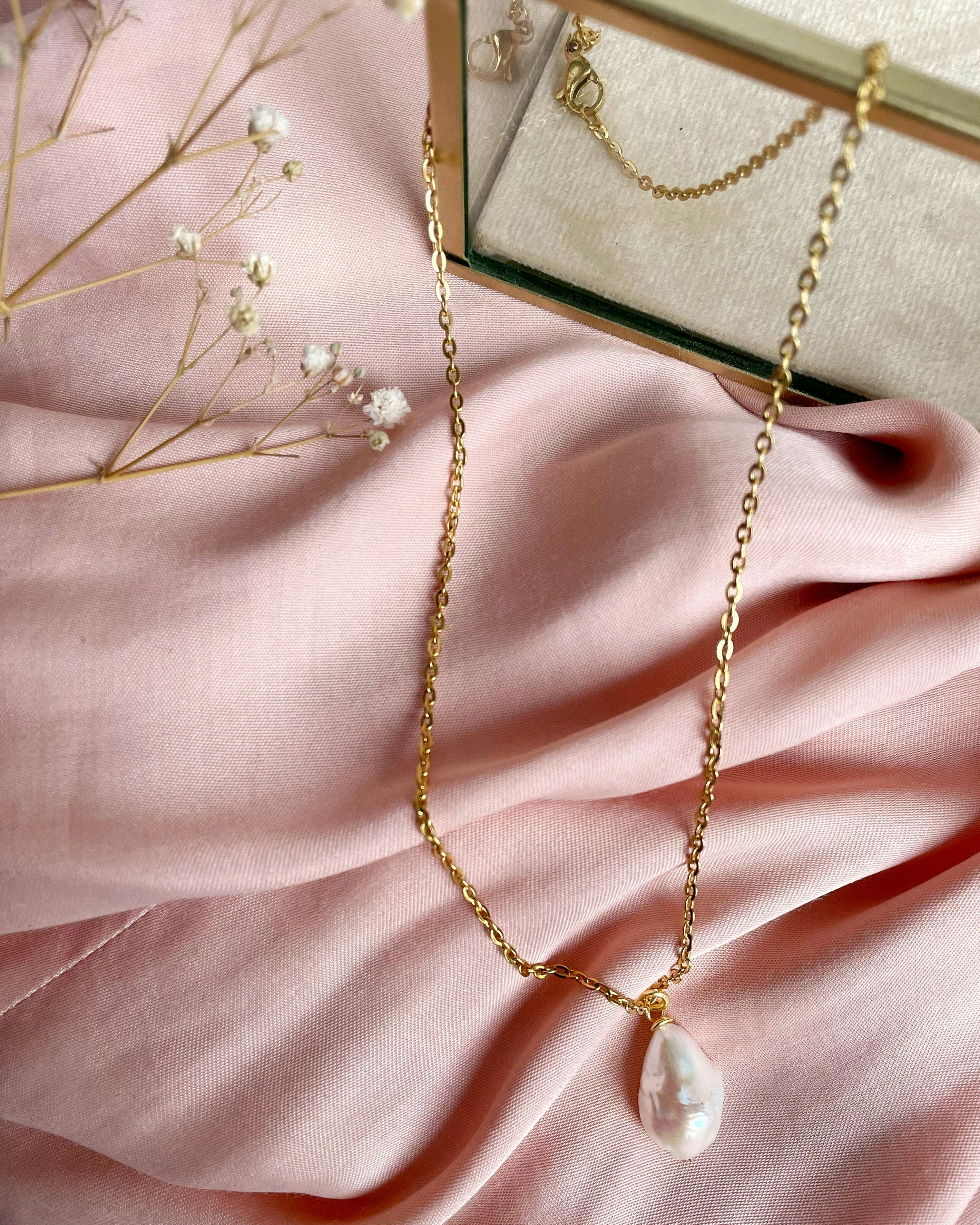 Jewelry Design | 1 best free photos on Unsplash