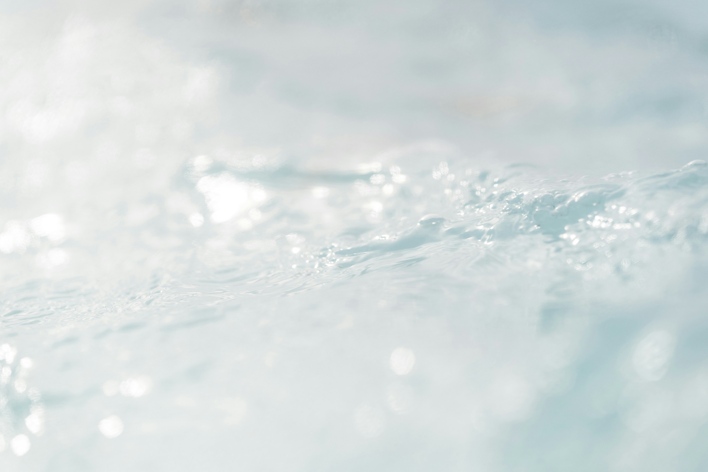 30,000+ Water Surface Pictures | Download Free Images on Unsplash